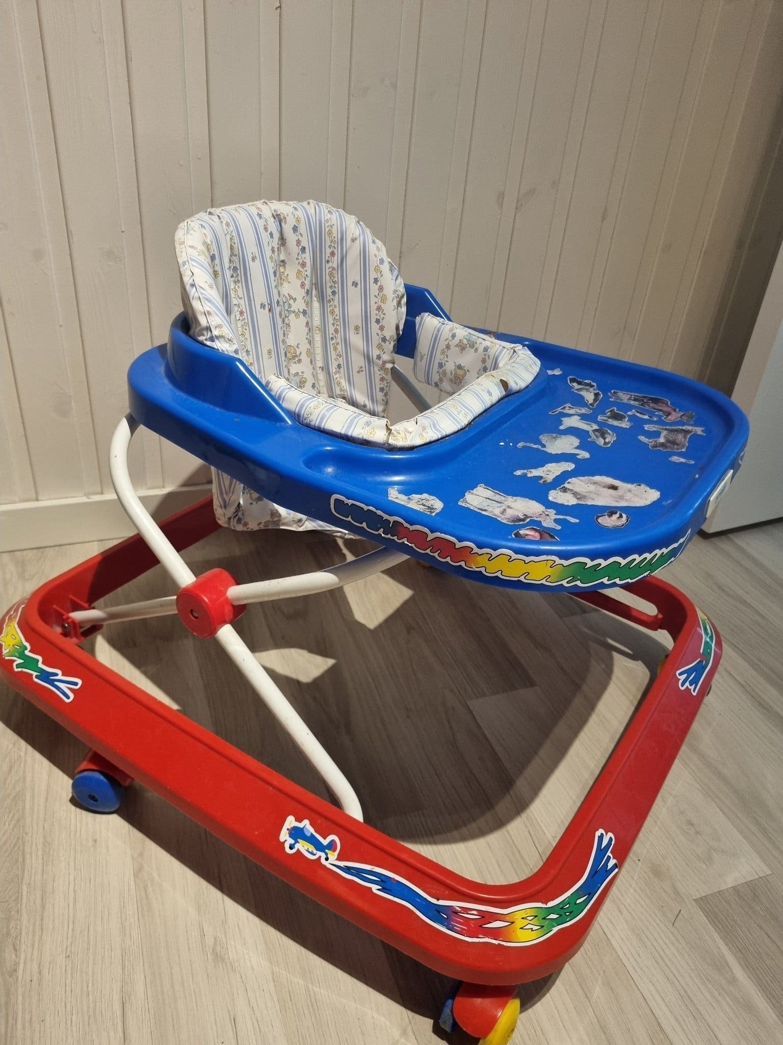 Baby Walker lära gå stol vagn Brevi | Köp på Tradera (712389723)