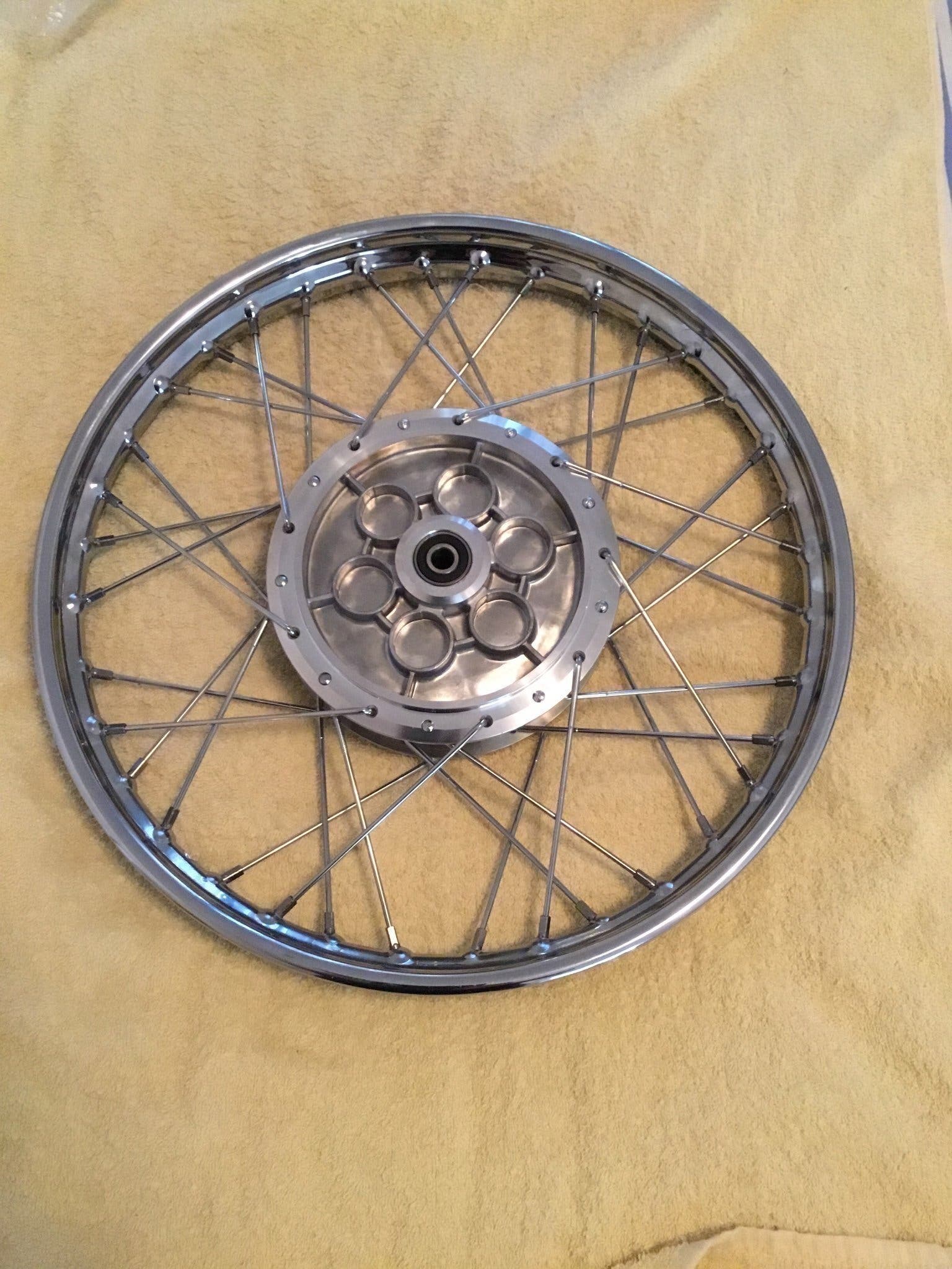 Zundapp Hjul 150mm Nytt Nav Polerat. Nya Crome-.. | Köp på Tradera ...