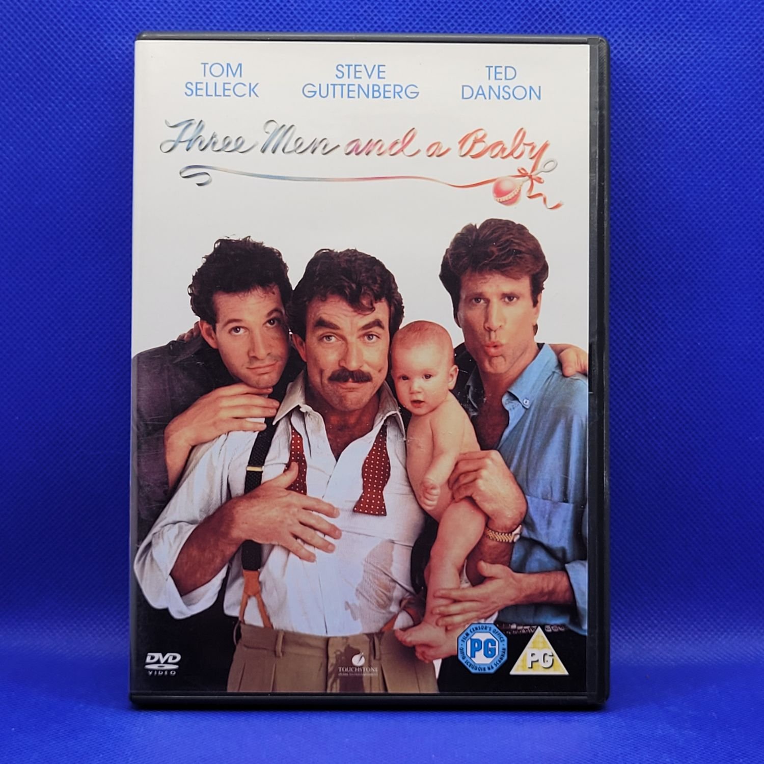 TRE MÄN OCH EN BABY (Three men and a baby) *TOM.. | Köp på Tradera ...