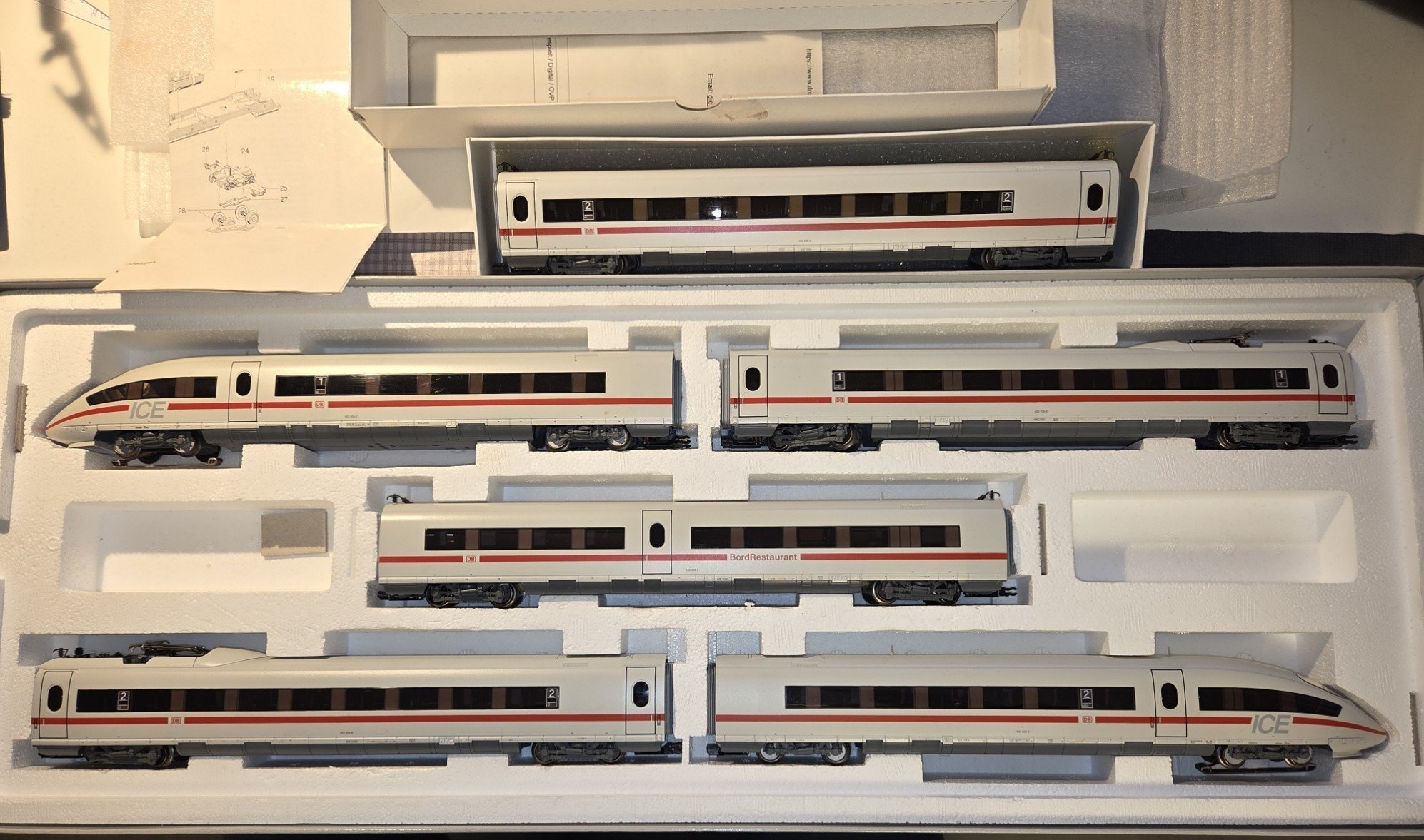 Se produkter som liknar Märklin 37783 ICE 3, +vagn 43.. på Tradera ...