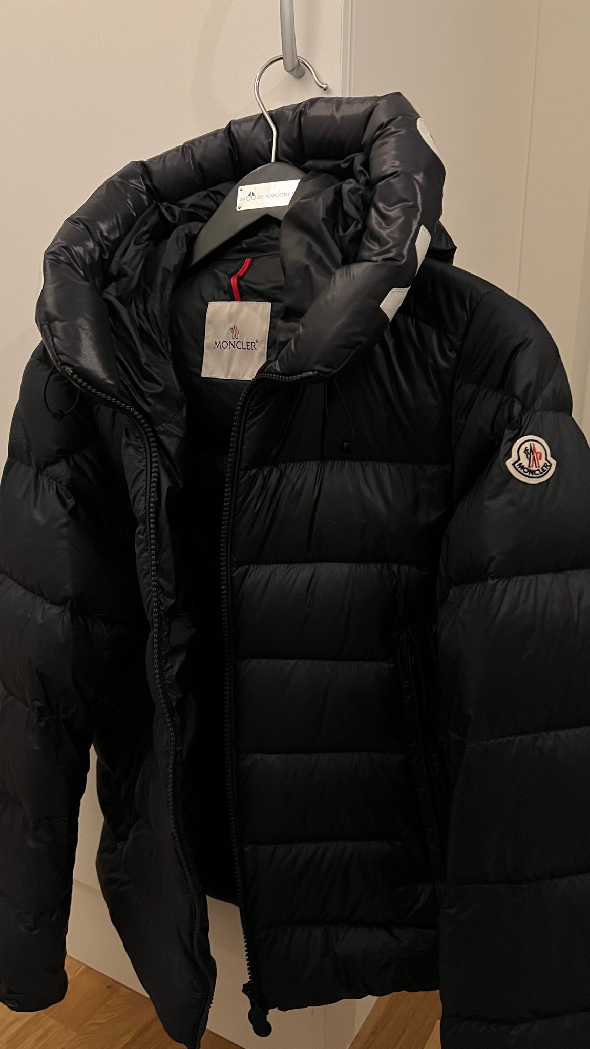 Moncler Jacka Original från NK med kvitto