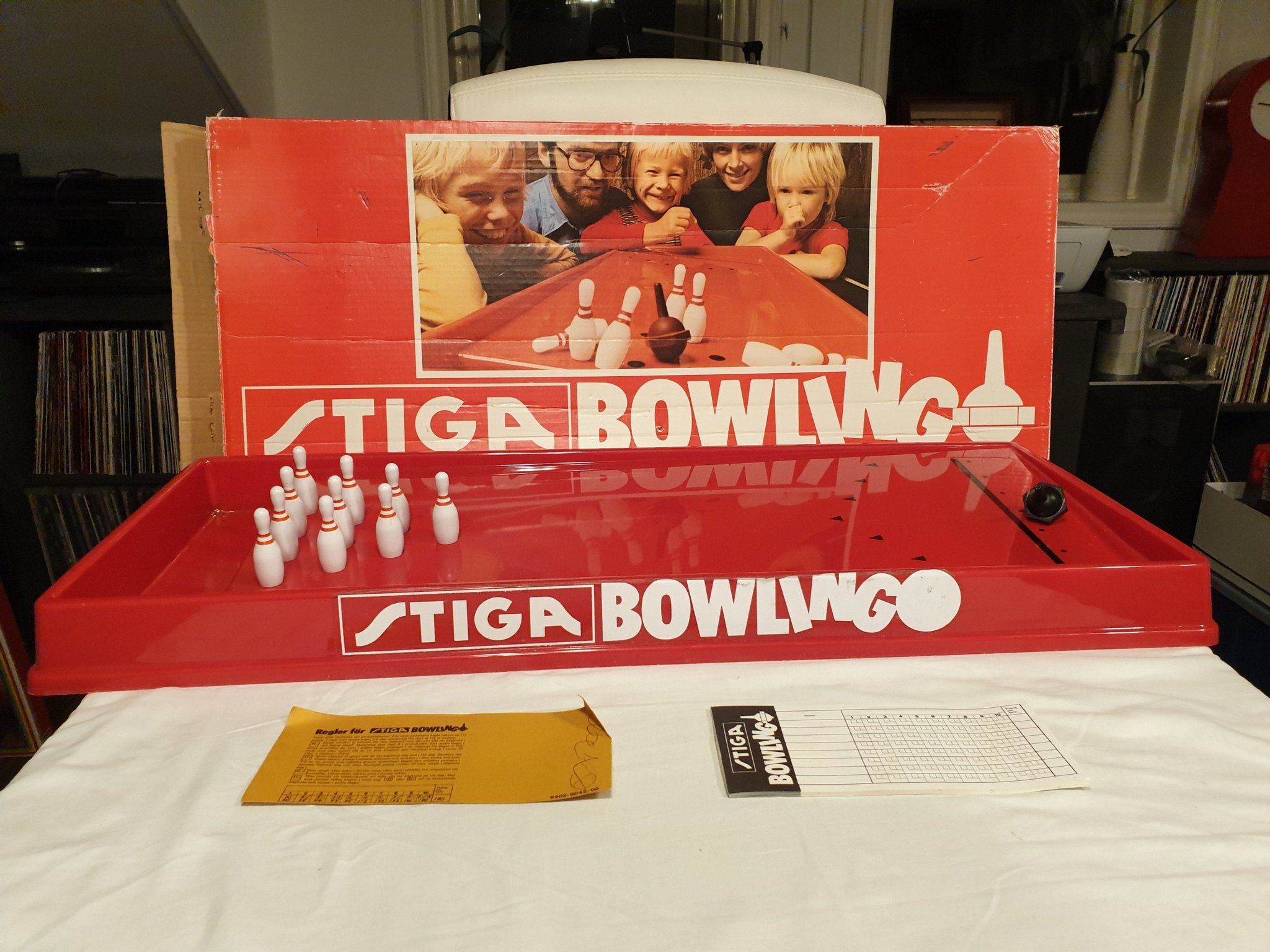 Se produkter som liknar Retro Stiga Bowling spel med .. på Tradera ...