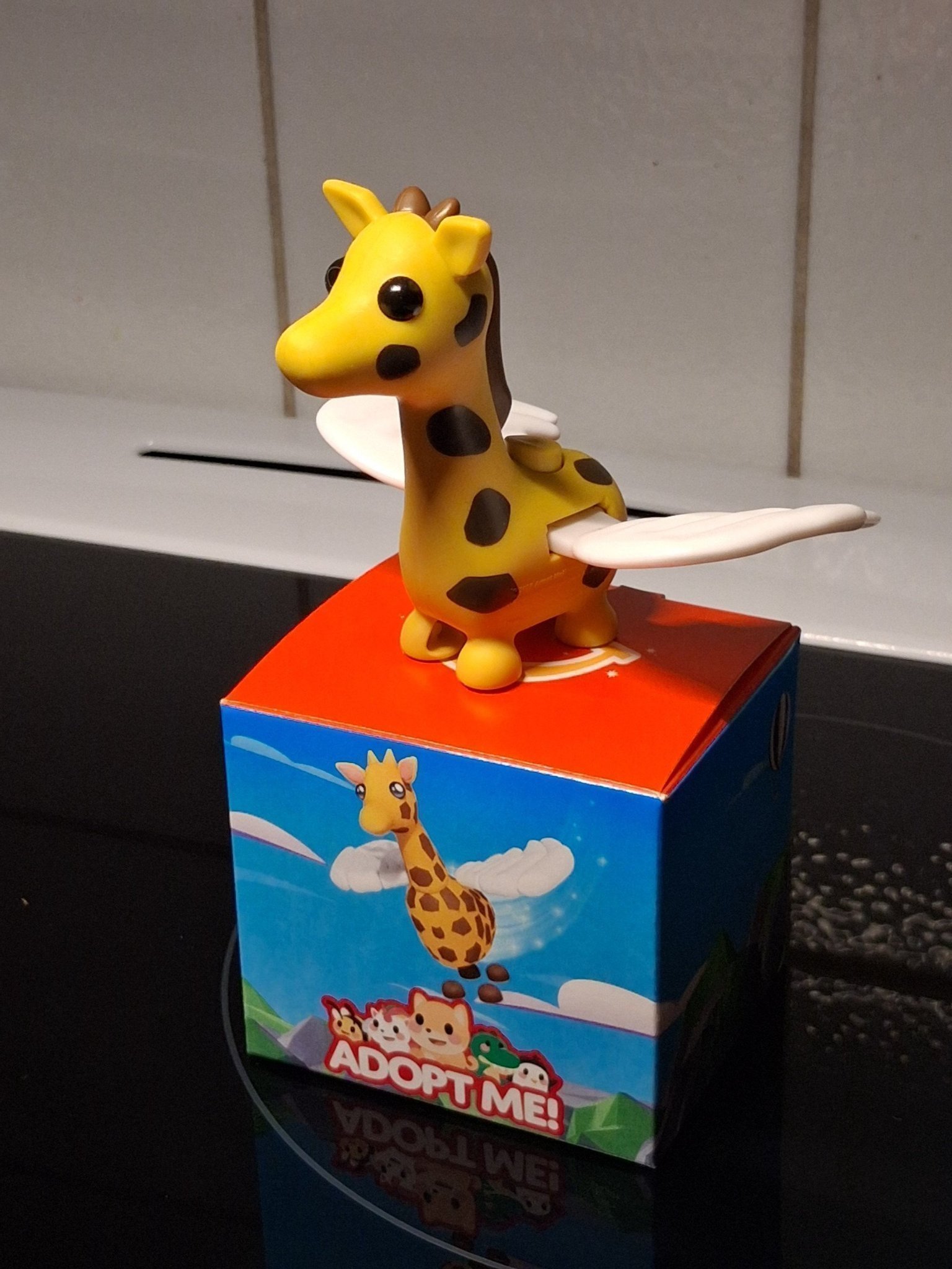 Adopt Me! NY! Flygande Giraff. MCDONALD'S. Leks.. | Köp på Tradera ...