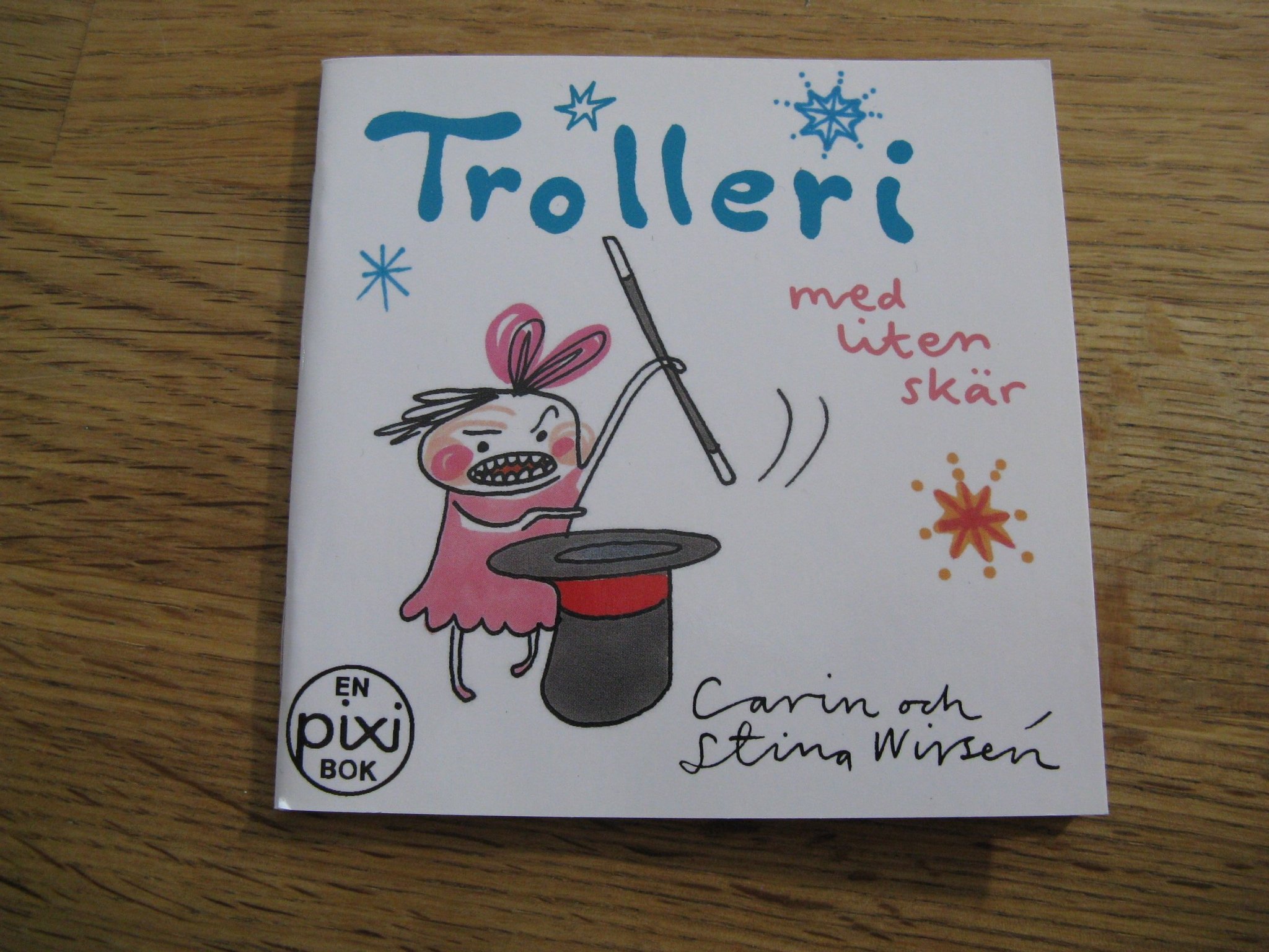 Se produkter som liknar Trolleri! med liten skår - Ca.. på Tradera ...