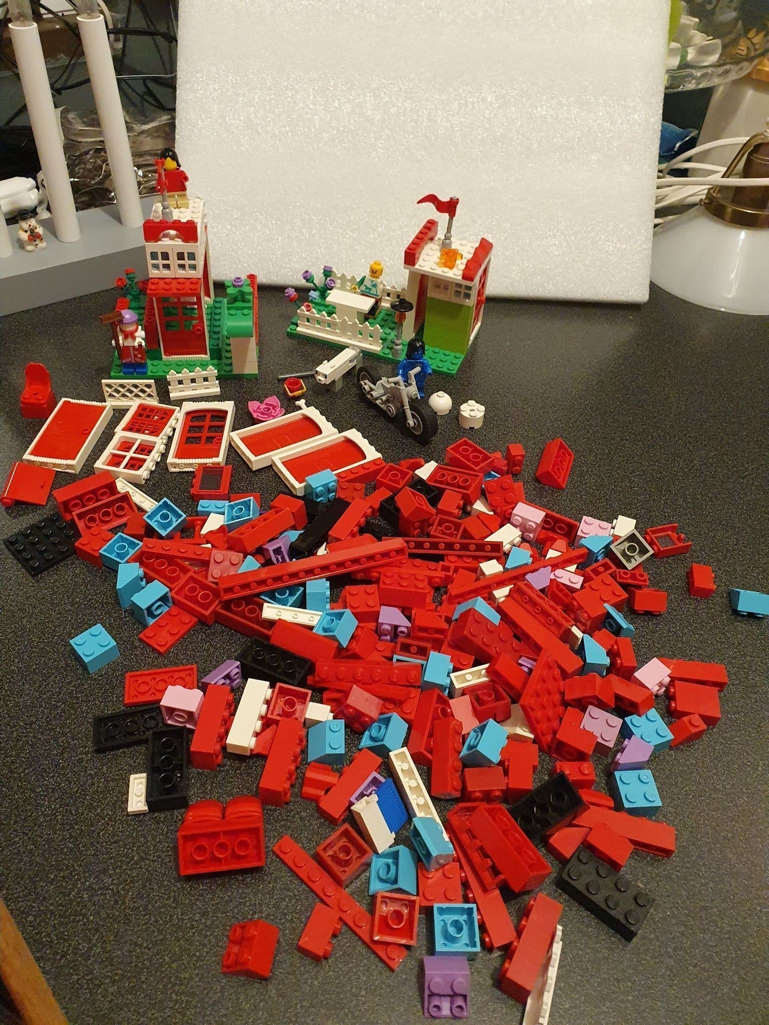 Lego - Bygg din egen lekplats | Köp på Tradera (656806360)