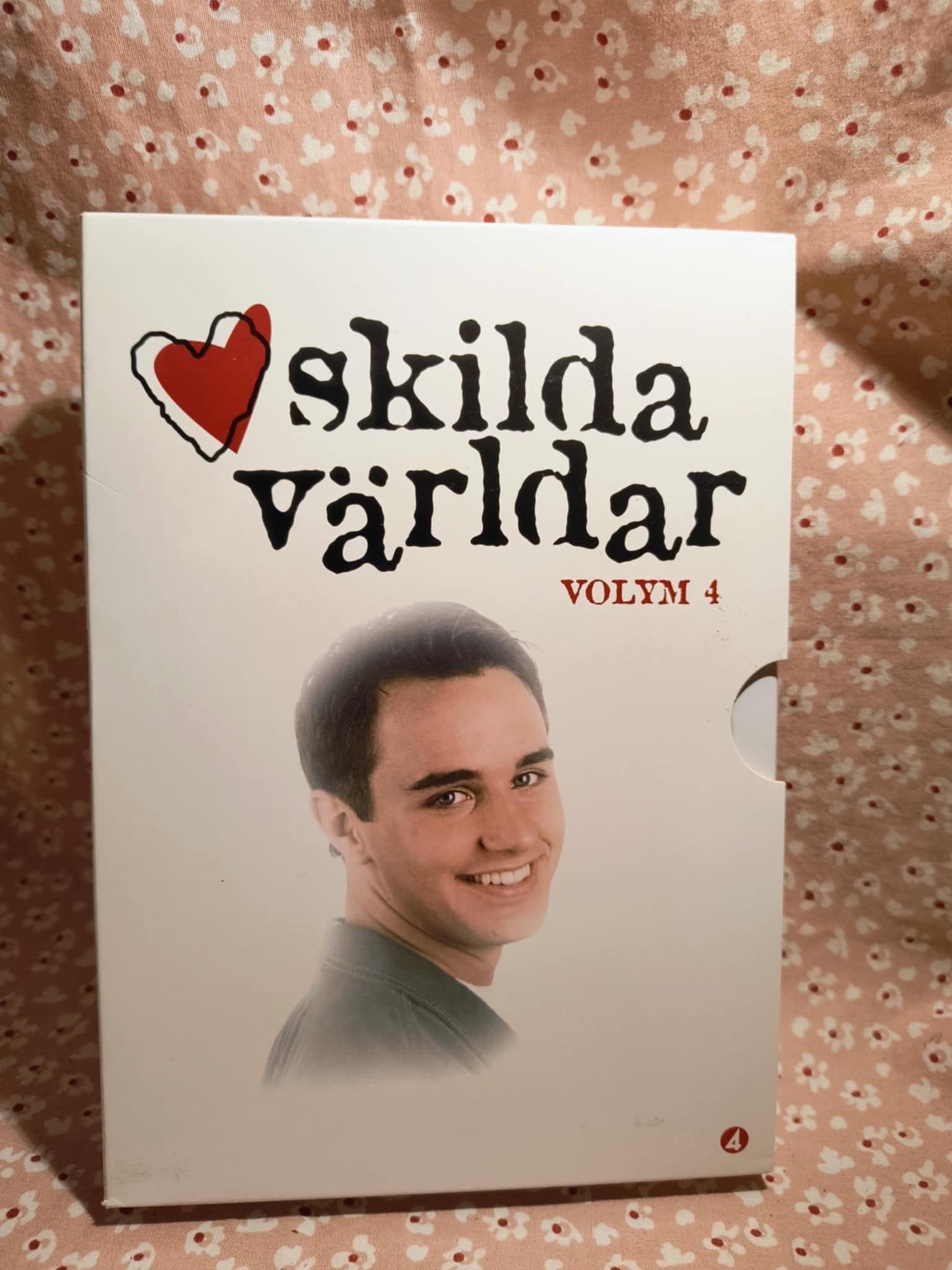 Se produkter som liknar Skilda Världar Volym 4 - DVD på Tradera (694185275)