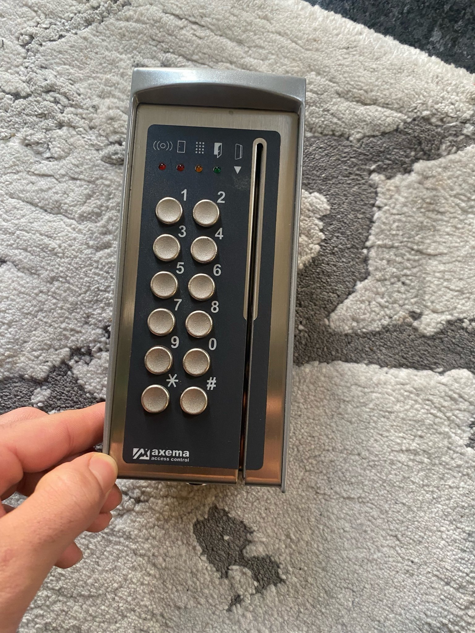 Se produkter som liknar Axema Access Control på Tradera (712315592)