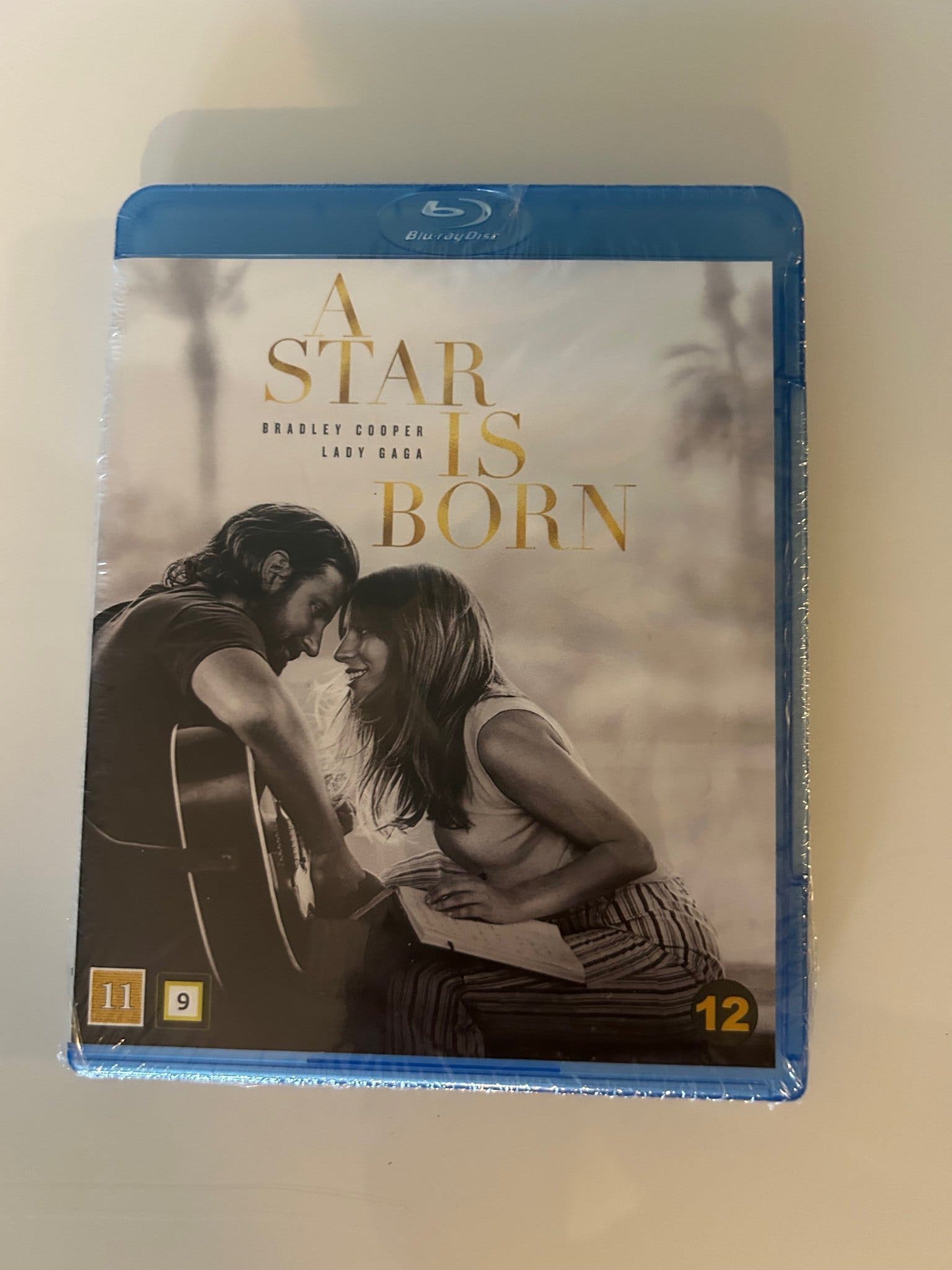 A Star Is Born - Blu-ray NY INPLASTAD | Köp på Tradera (712589947)