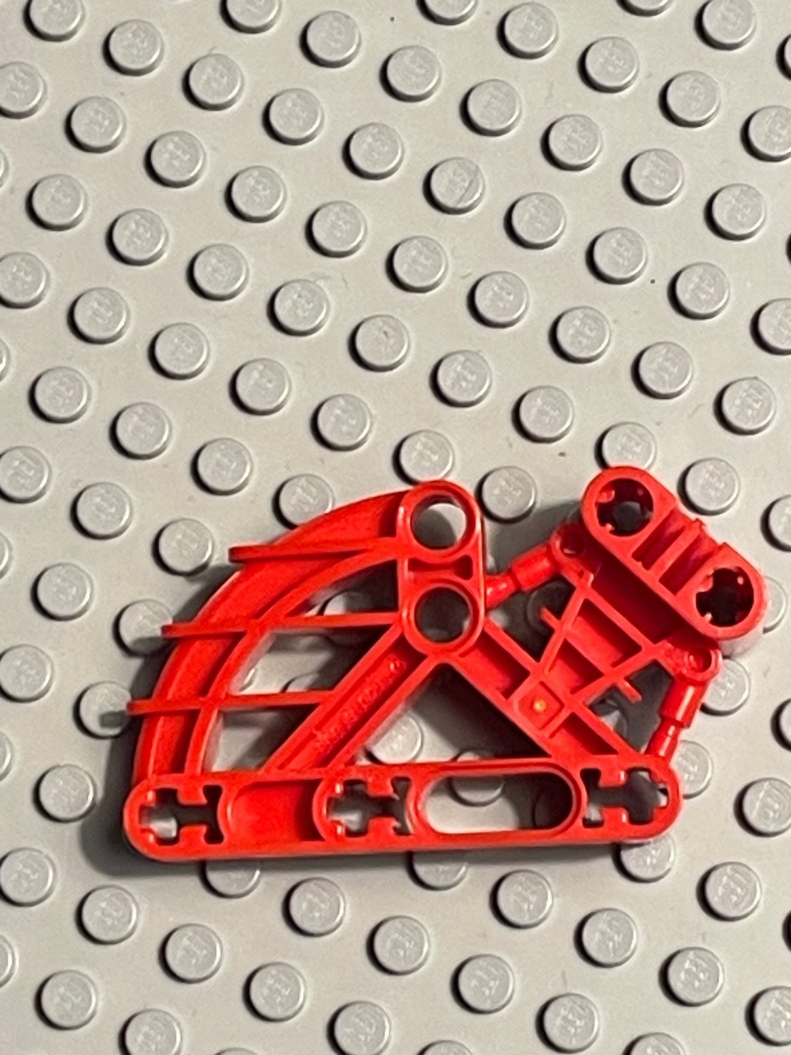 Red Bionicle Bohrok Rib Cage, Liftarm 2 x 4 x 7.. | Köp på Tradera ...