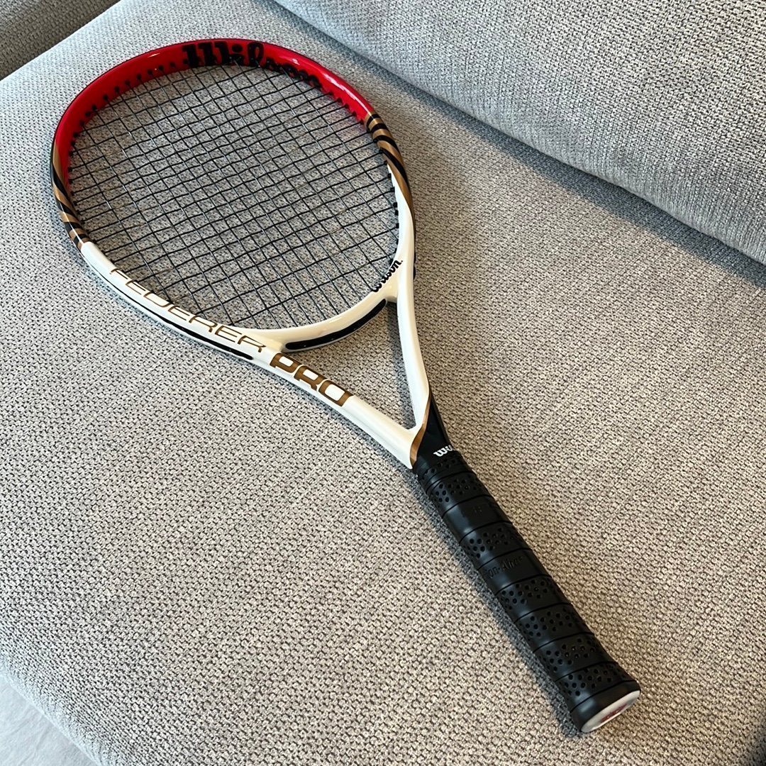 Se produkter som liknar Wilson Federer Pro Tennis Rac.. på Tradera ...