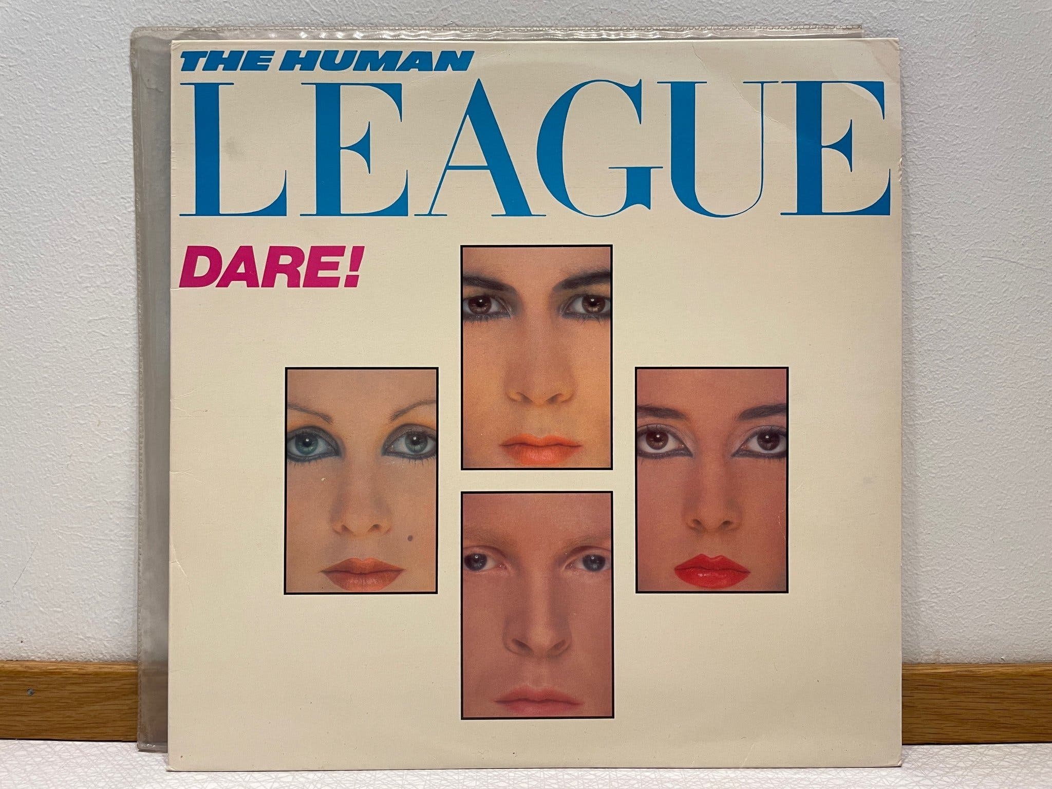 Se produkter som liknar The Human League - Dare 1981 .. på Tradera ...