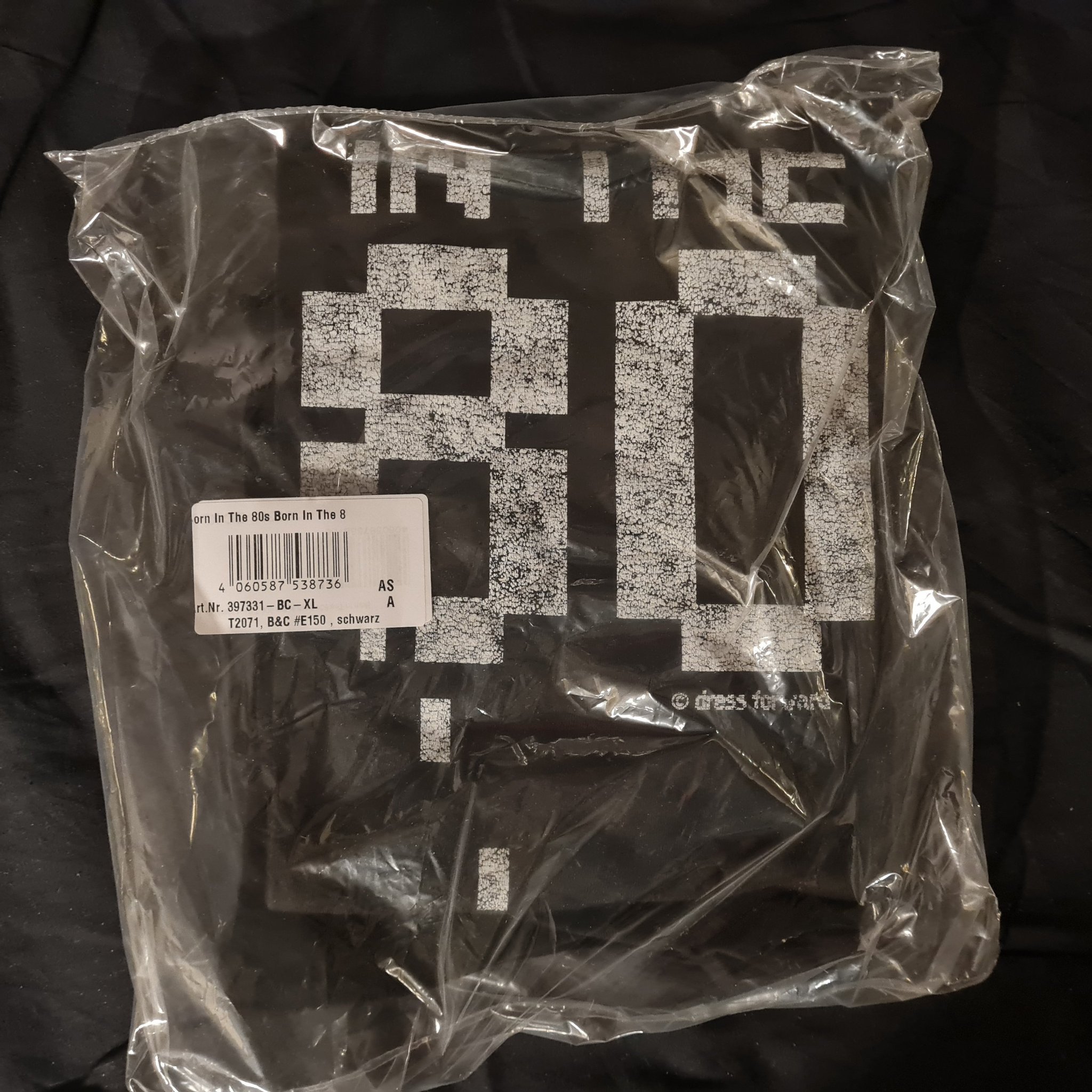 Born in the 80s t-shirt XL, inplastad | Köp på Tradera (708164961)