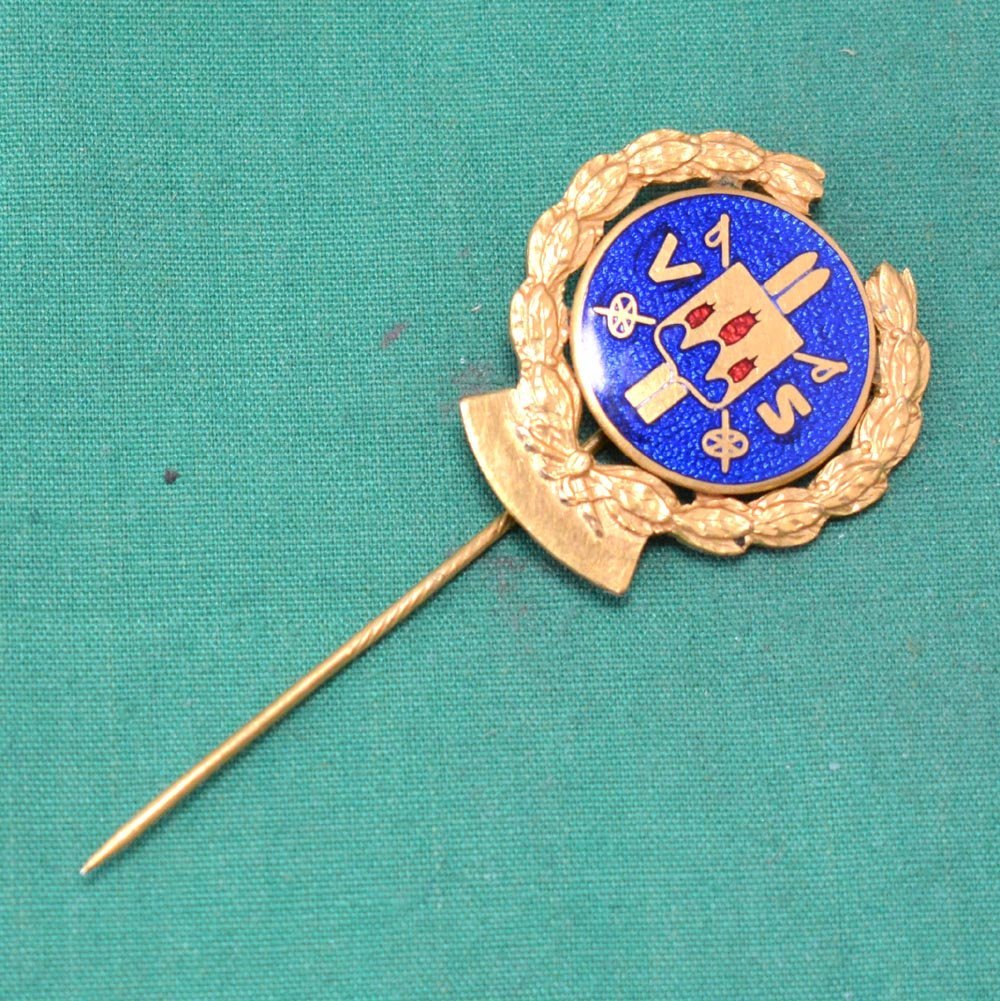 Se produkter som liknar Skid Nål VS Västmanland på Tradera (528327995)