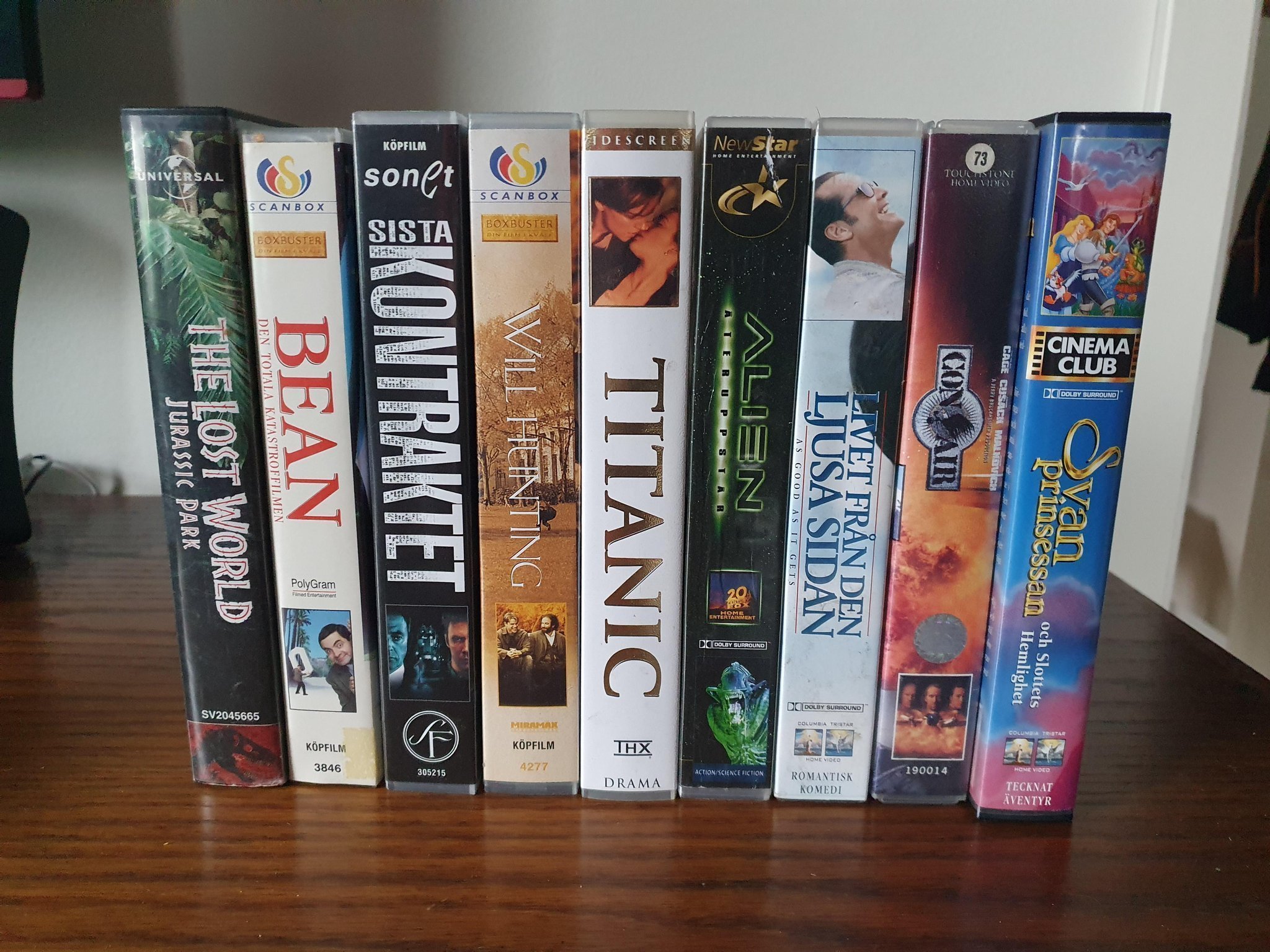 Se produkter som liknar Filmåret 1997 (9st VHS) på Tradera (698432341)