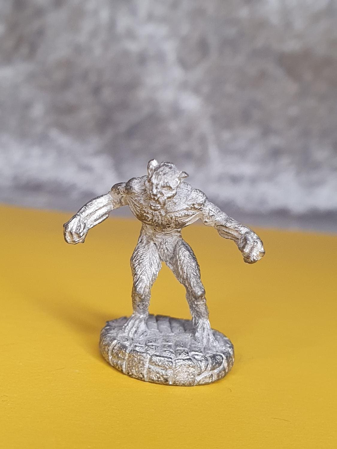Dracula, bat form. 25mm Tennfigur tillverkad av.. | Köp på Tradera ...