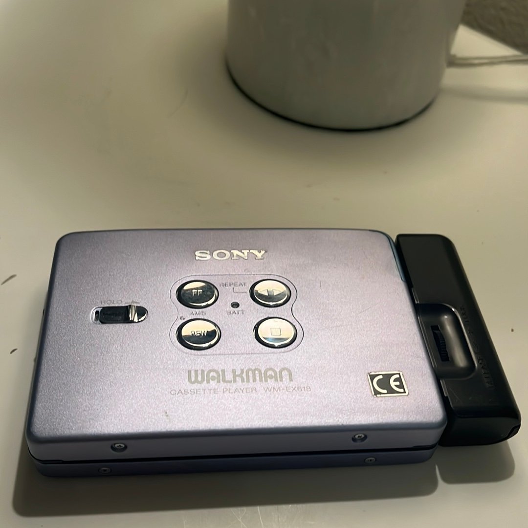Se produkter som liknar Sony Walkman WM-EX618 på Tradera (694284951)