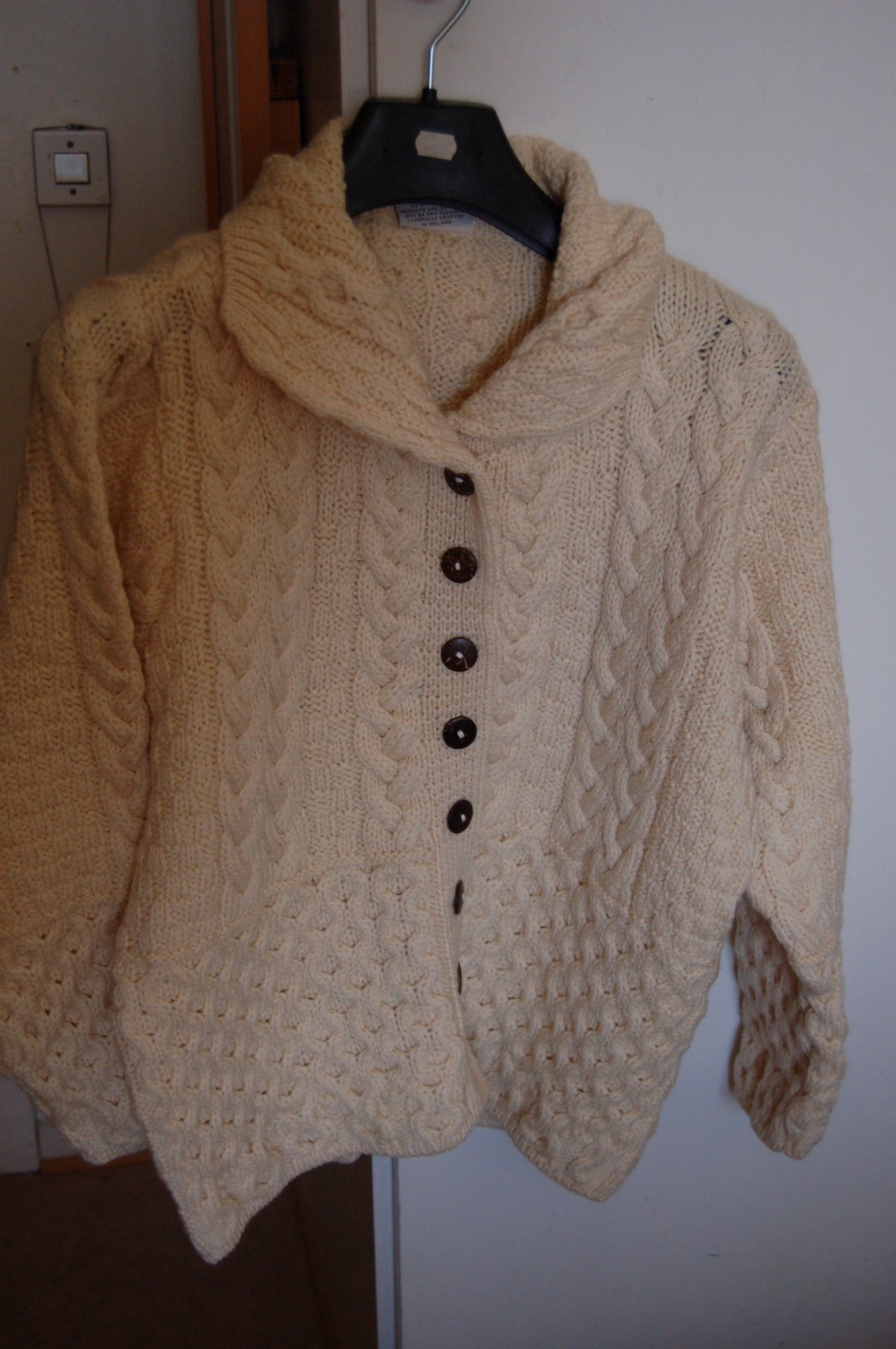 Aran Ullkofta Murphy of Ireland Beige Kofta Hav.. | Köp på Tradera ...