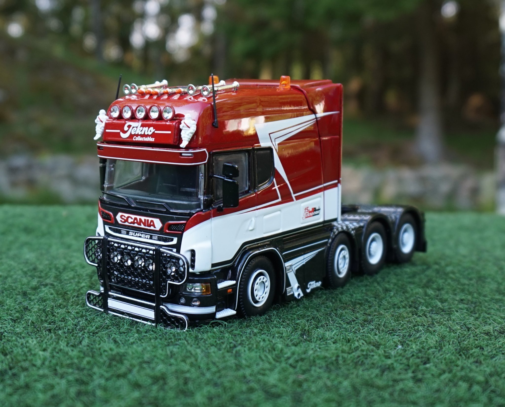 TEKNO SCANIA R-SERIE LONGLINE 8X4 TEKNO SCANIA R-SERIE LONGLINE 8X4