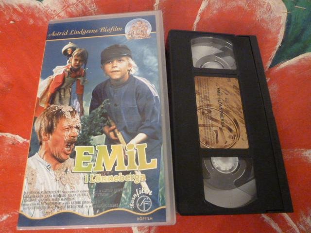 EMIL I LÖNNEBERGA, VHS, BARNF.. | Köp från keepeer14488 på Tradera ...