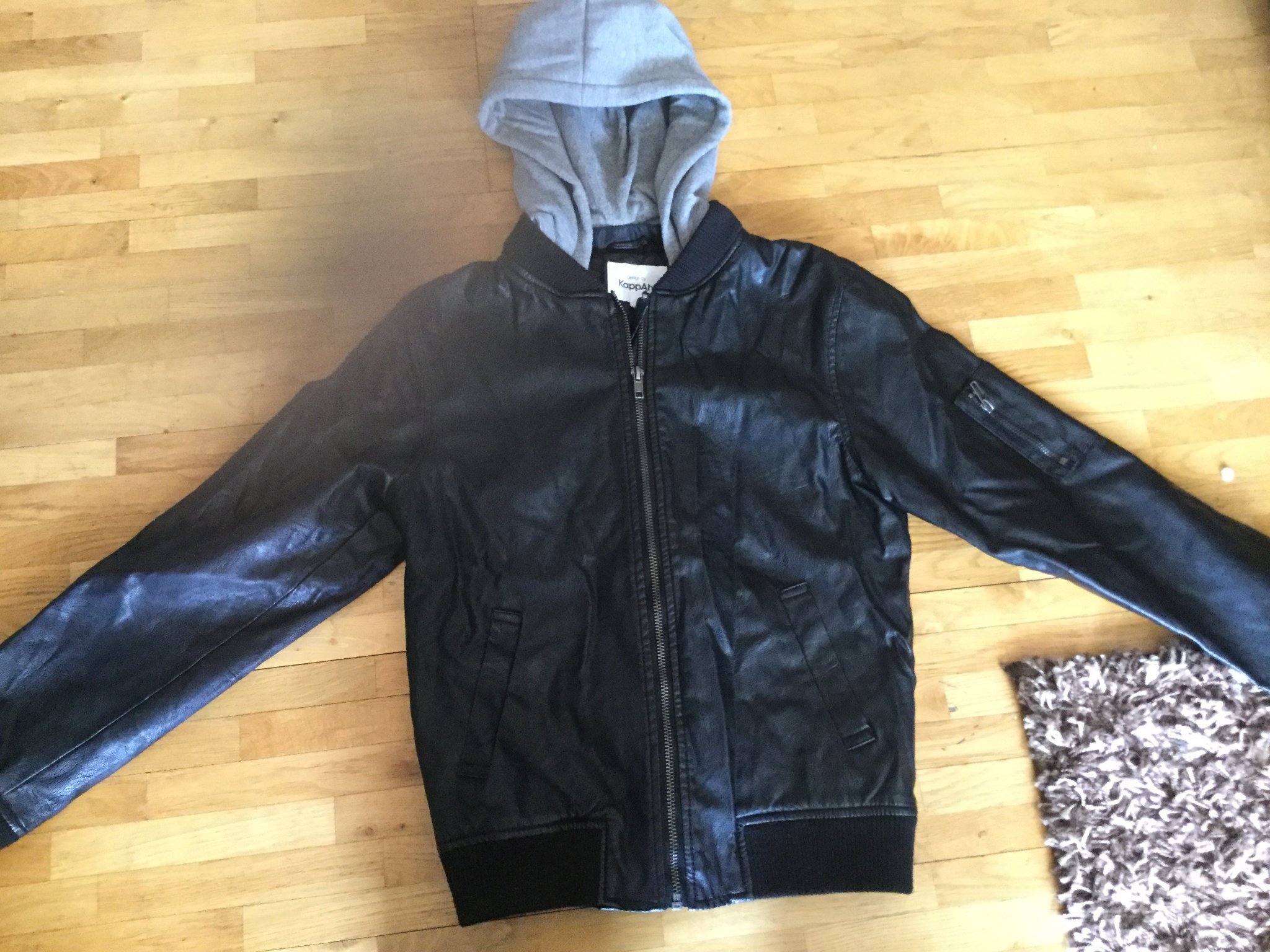 Skinnjacka (403659760) ᐈ Köp på Tradera Skinnjacka (403659760) ᐈ Köp på Tradera