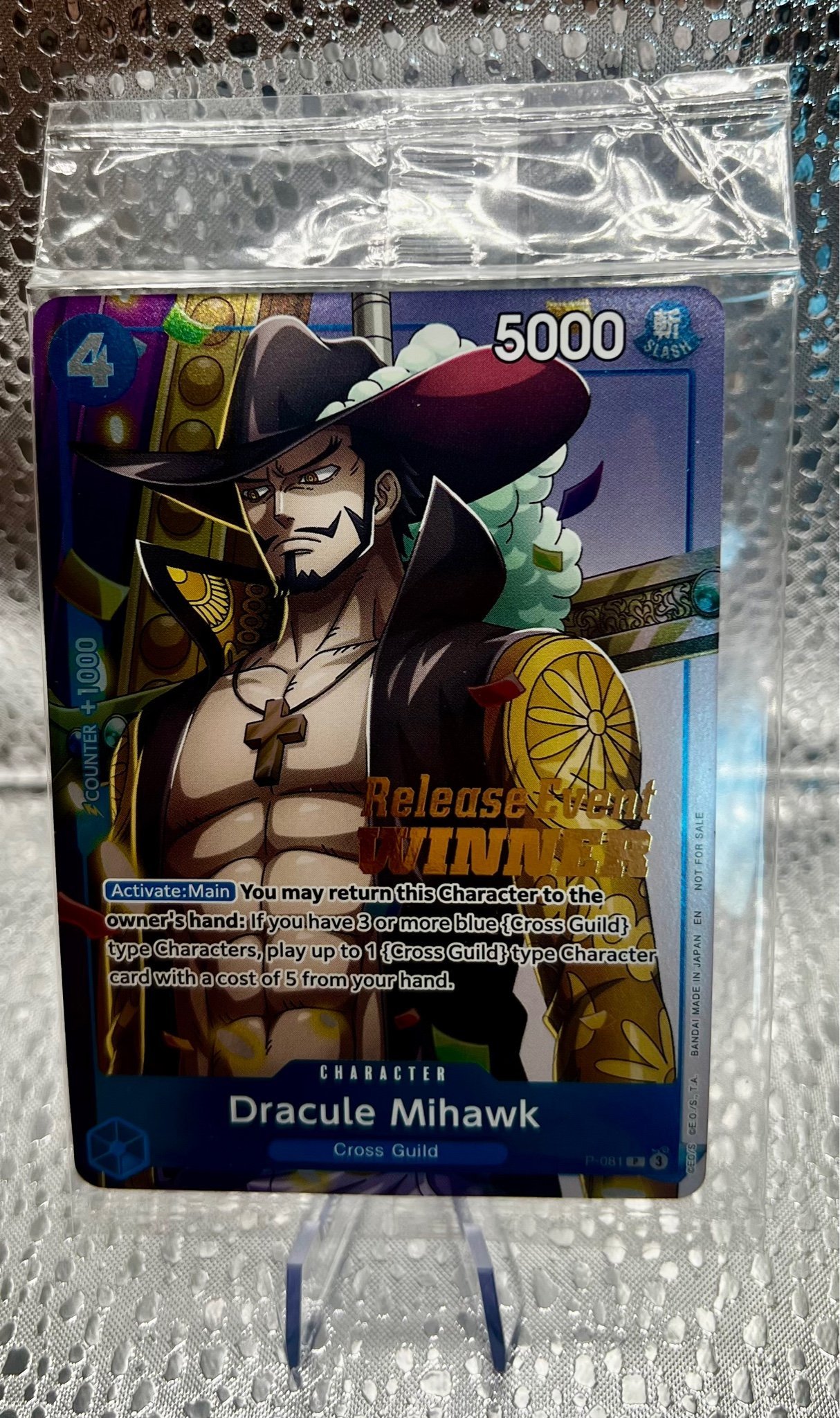 One Piece TCG - Dracule Mihawk P-081 Release Ev.. | Köp på Tradera ...