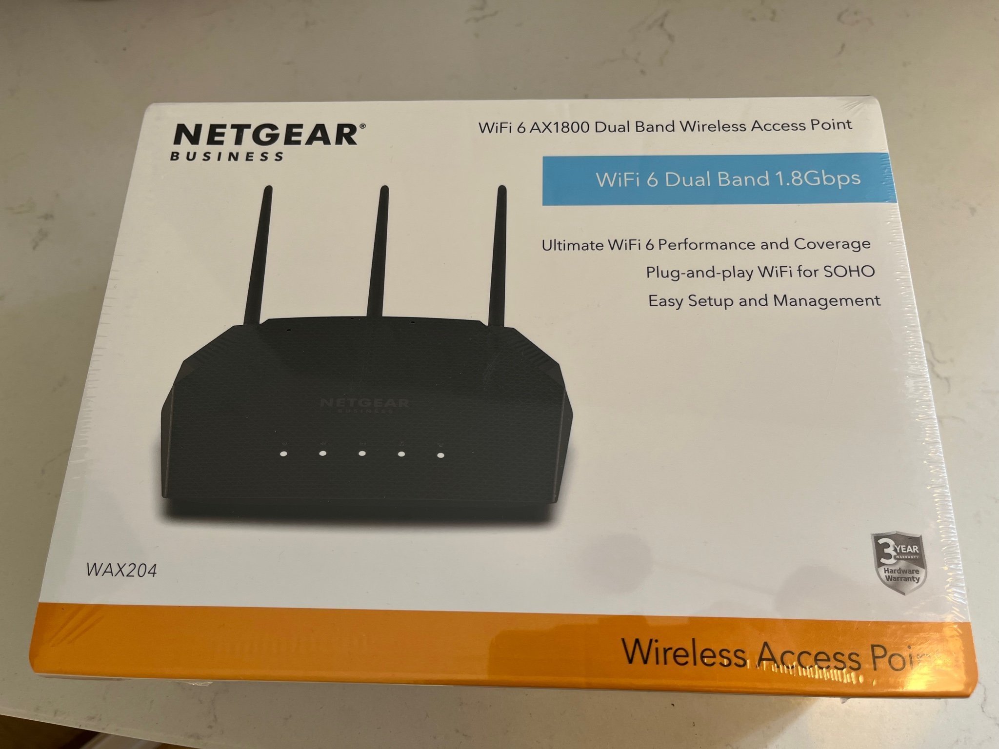Se produkter som liknar NETGEAR WAX204 WiFi 6 AX1800 .. på Tradera ...