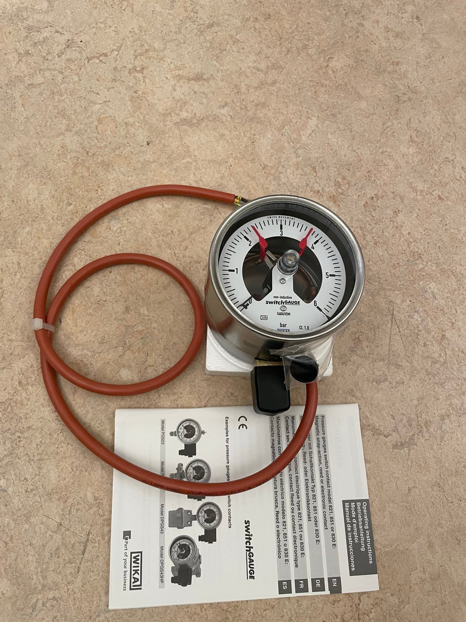 Se produkter som liknar Tryckmätare PGS21.100 WIKA på Tradera (690795585)