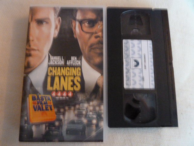 CHANGING LANES, VHS, FILM | Köp från keepeer14488 på Tradera (249693624)