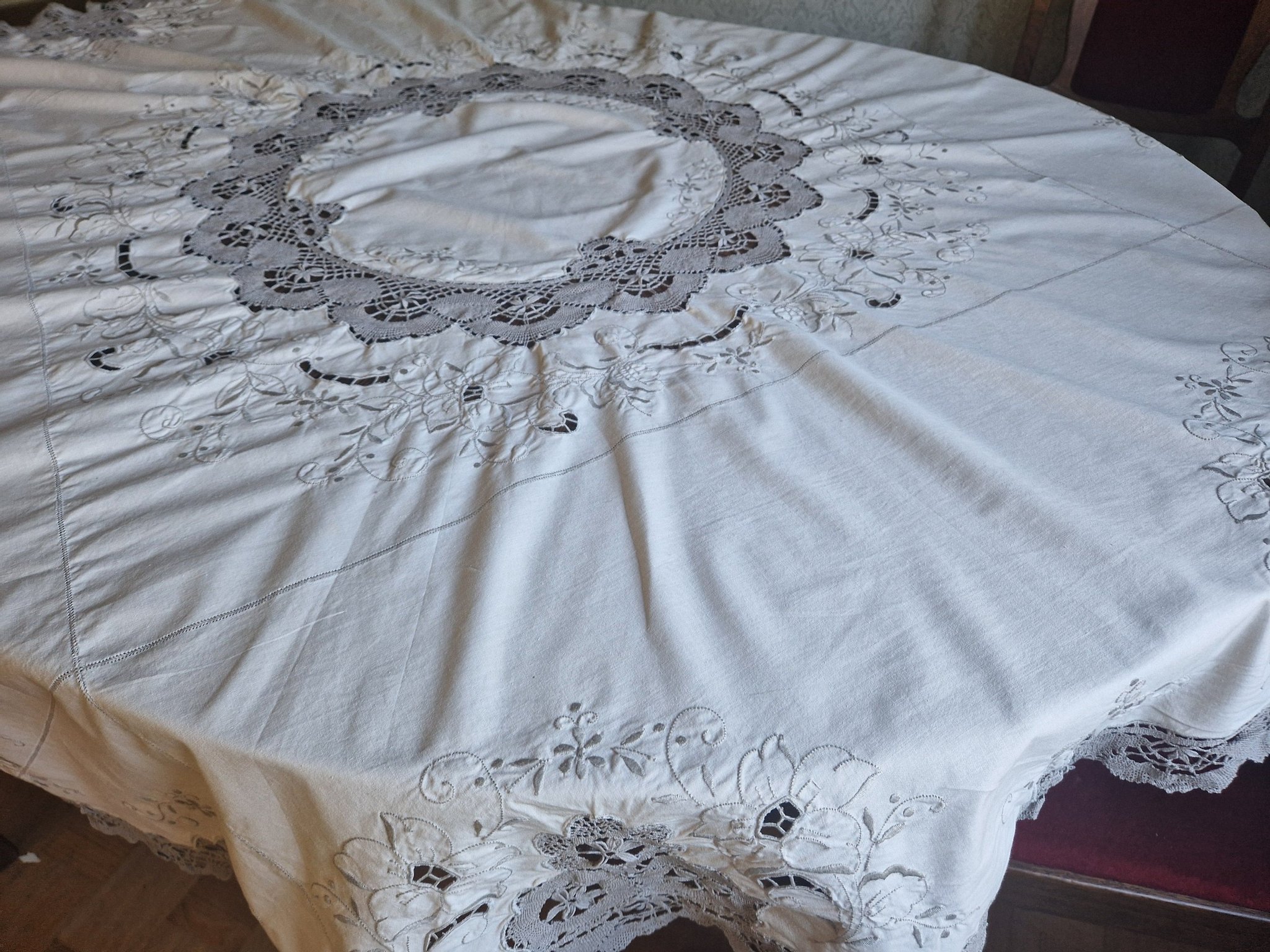 Se produkter som liknar Fantastisk fin vintage Broder.. på Tradera ...