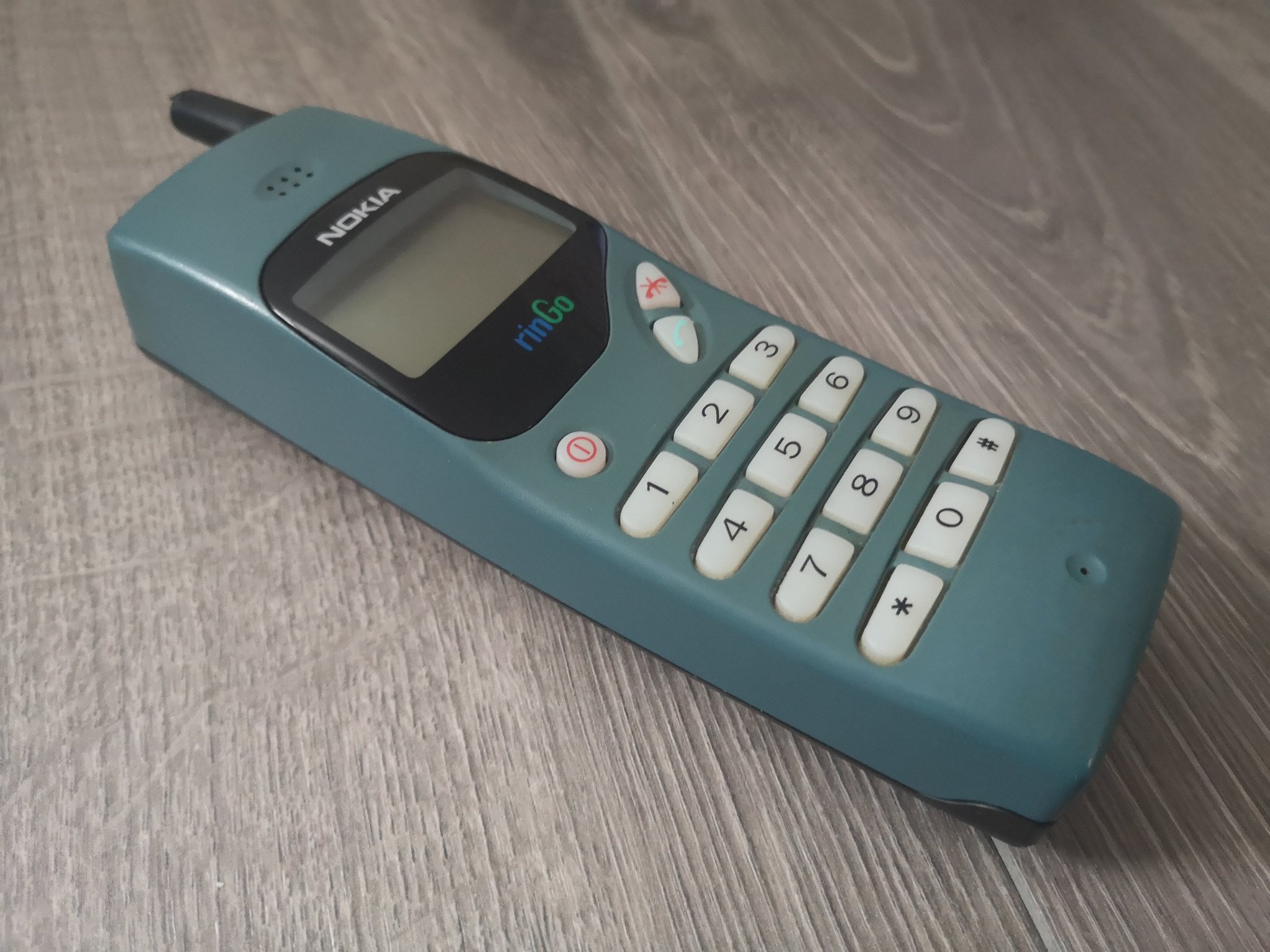 Nokia rinGo "Vintage mobiltelefon från 1995" | Köp på Tradera (589371494)
