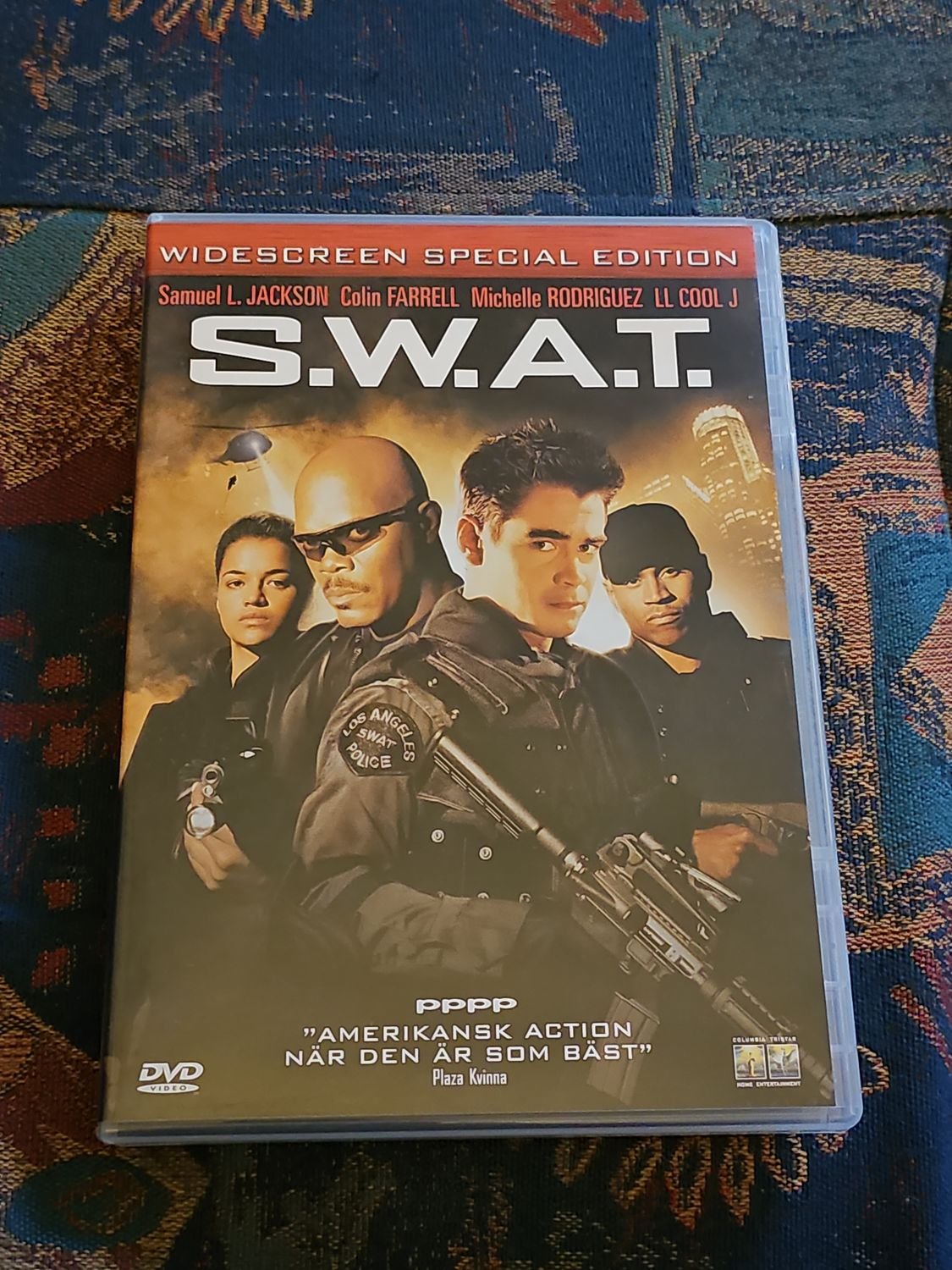 S.W.A.T - Samuel L Jackson, Co.. | Köp från SandsOfTime på Tradera ...