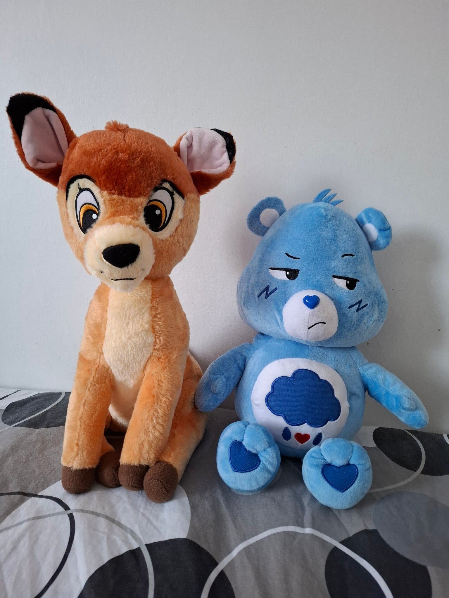 Se produkter som liknar Disney Bambi och Grumpy Care .. på Tradera ...