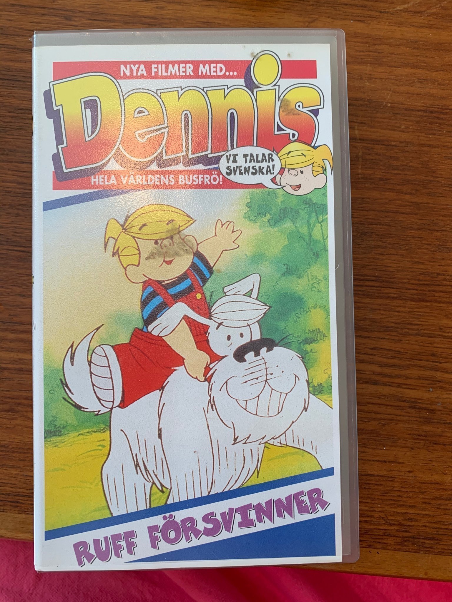 Dennis Ruff försvinner VHS | Köp på Tradera (548354992)