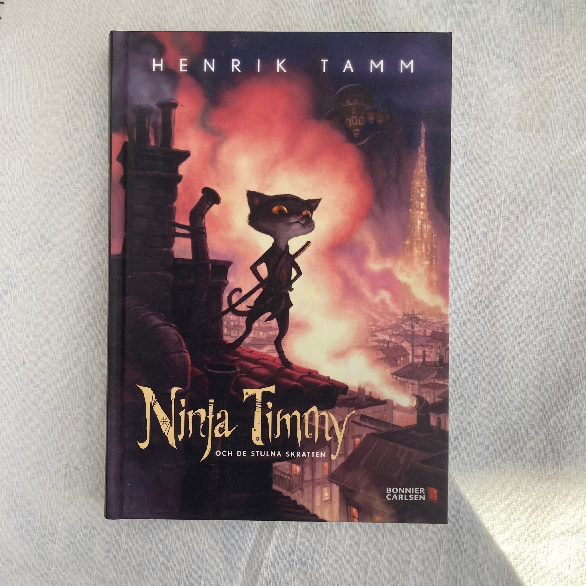 Se produkter som liknar Ninja Timmy och de stulna skr.. på Tradera ...