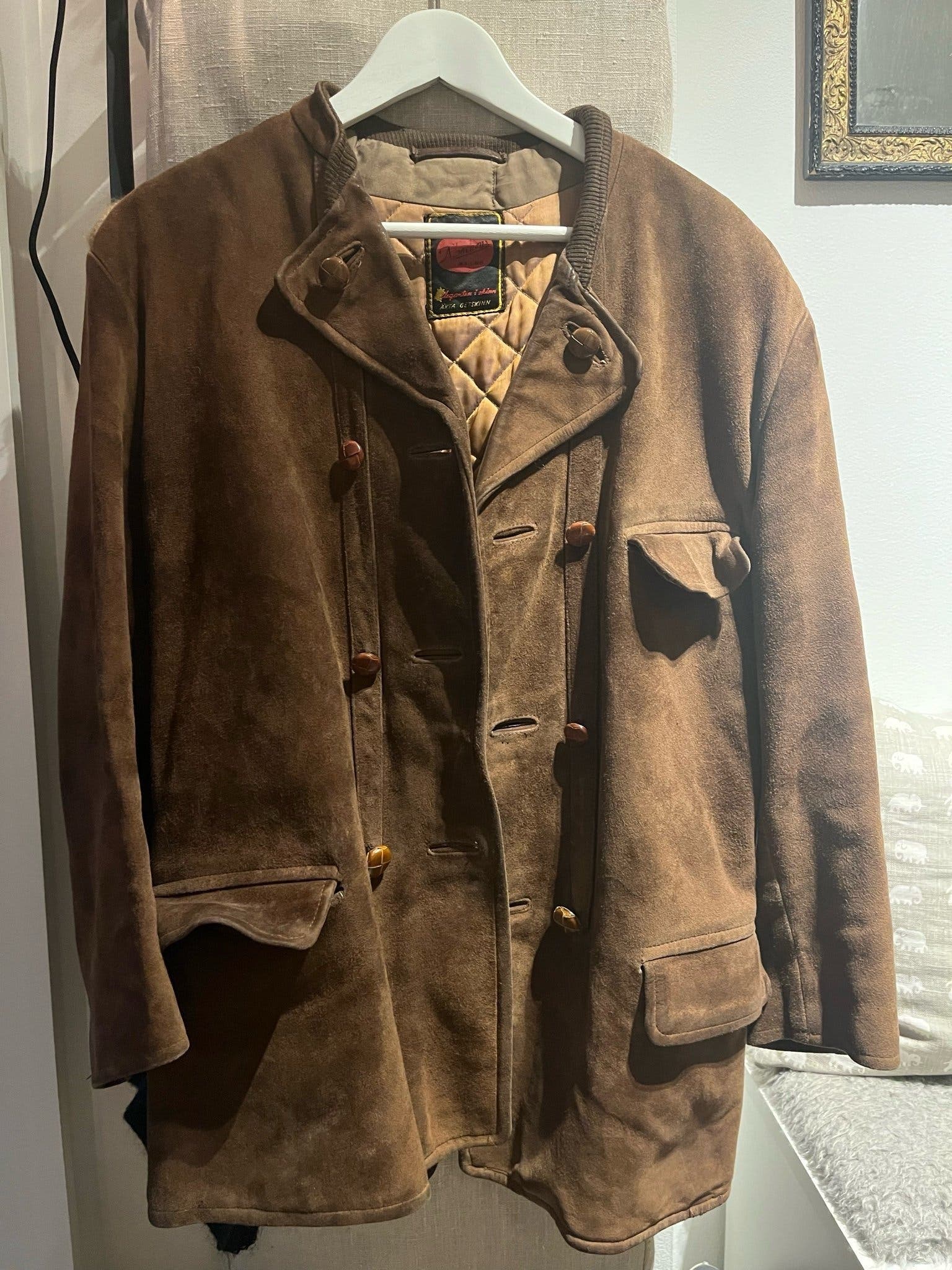Se produkter som liknar Retro brun mocka bryggarfrack.. på Tradera ...