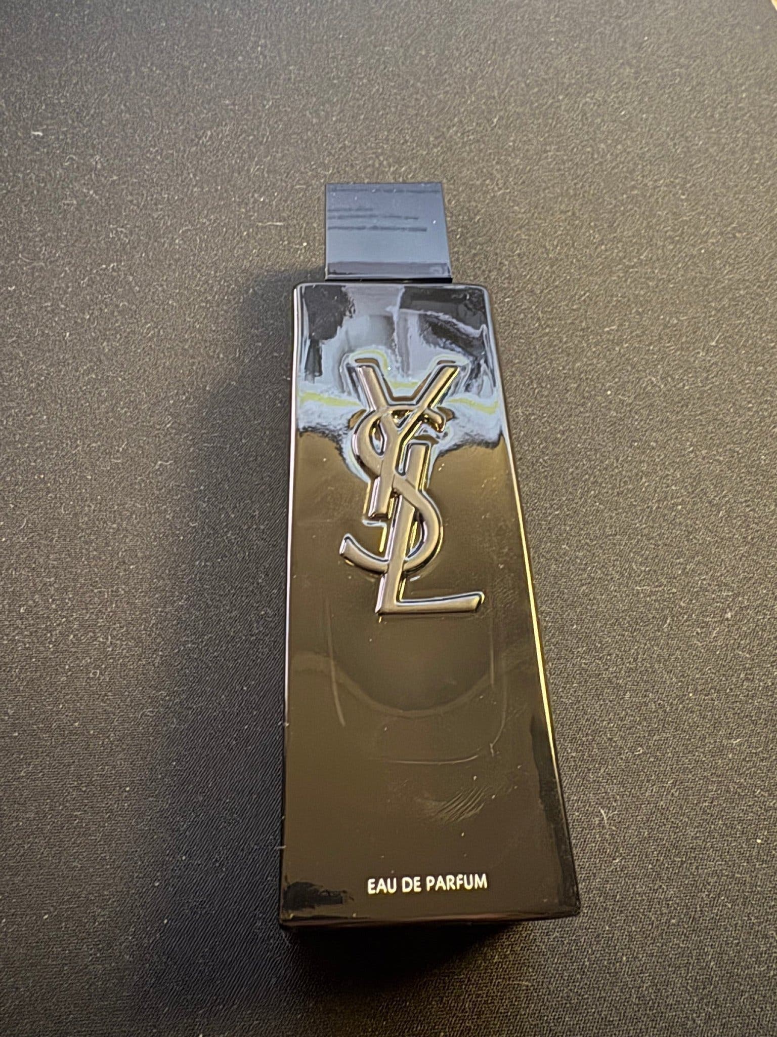Se produkter som liknar YSL Y Myslf Edp på Tradera (700889857)
