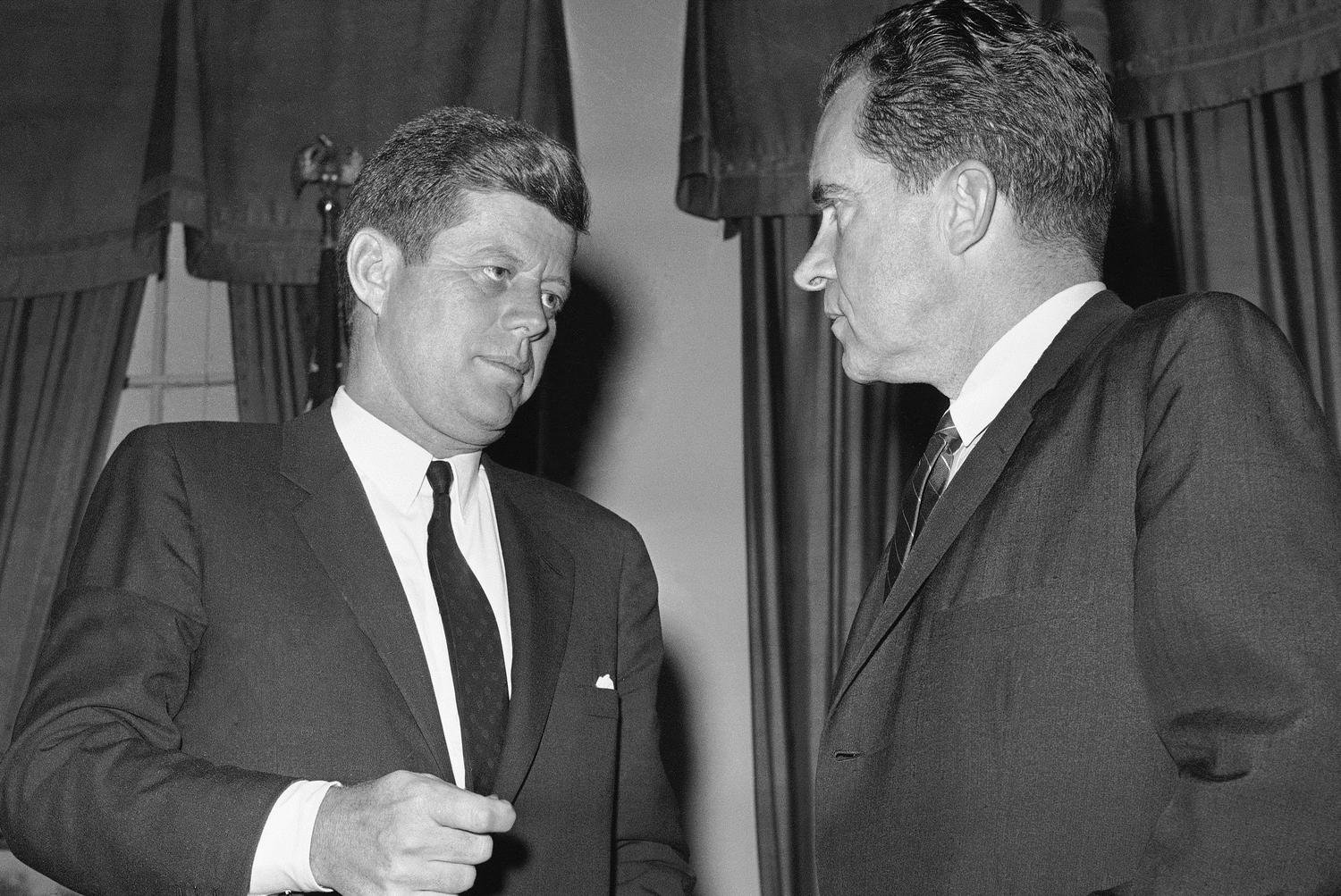 President JOHN F. KENNEDY with Richard Nixon PH.. | Köp på Tradera ...