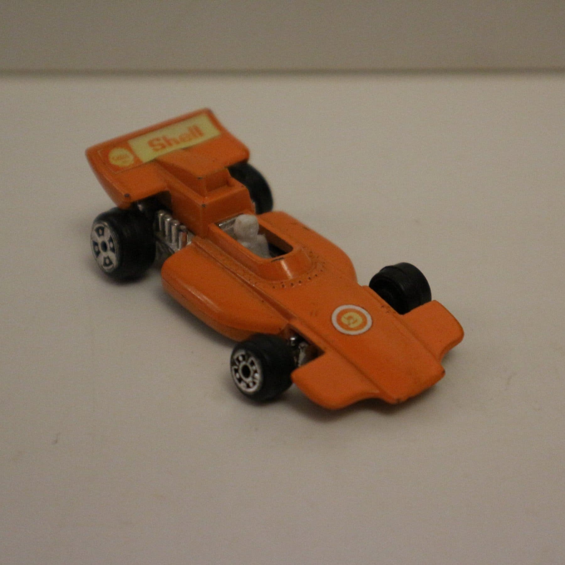 Se produkter som liknar Vintage Formula 1 Leksaksbil .. på Tradera ...