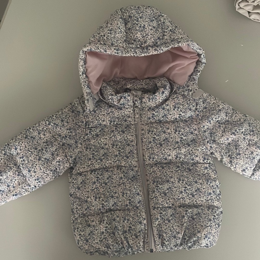 Vinter jacka storlek 80 hm | Köp på Tradera (713555419)