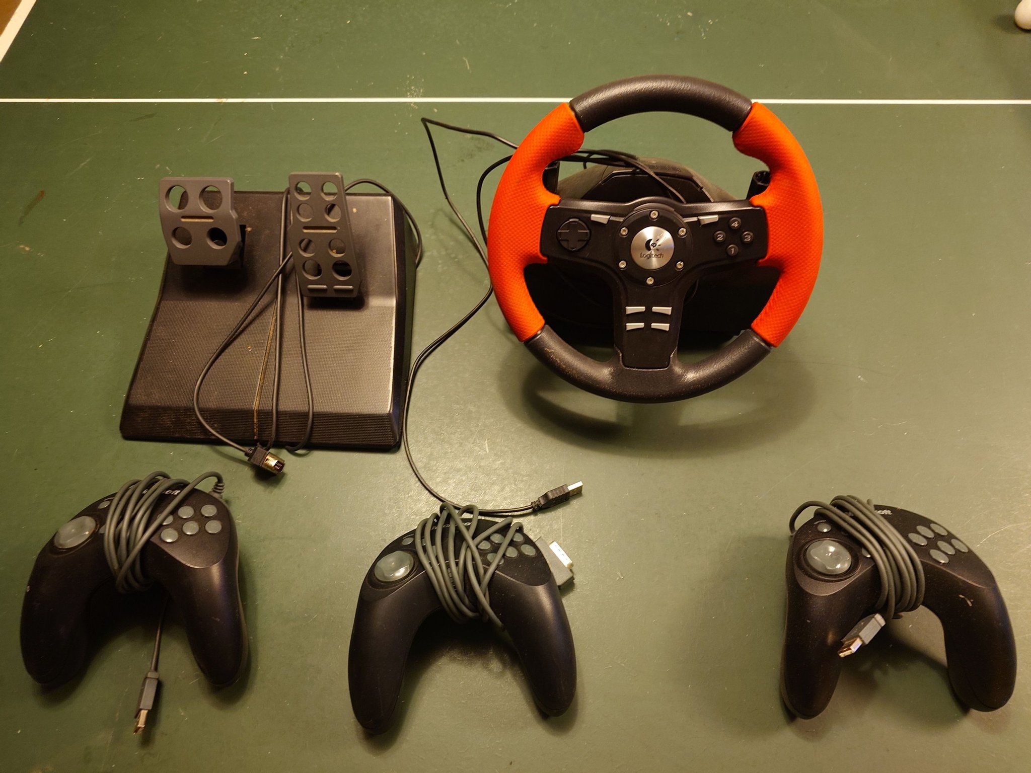 Logitech Ratt och Microsoft Sidewinder | Köp på Tradera (714232469)