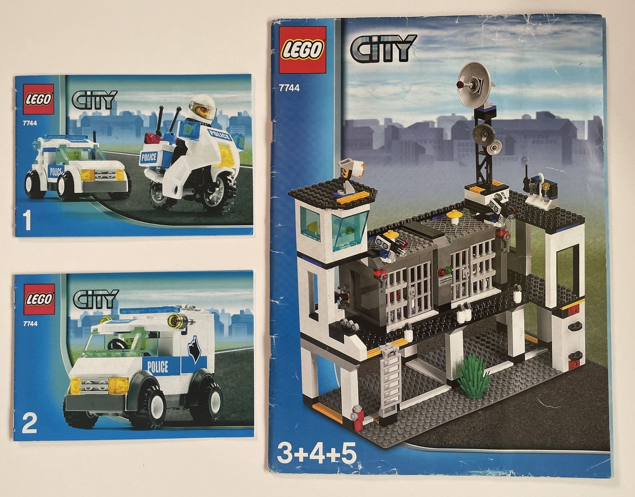 Police Station - LEGO set 7744-1 | Köp på Tradera (714586813)