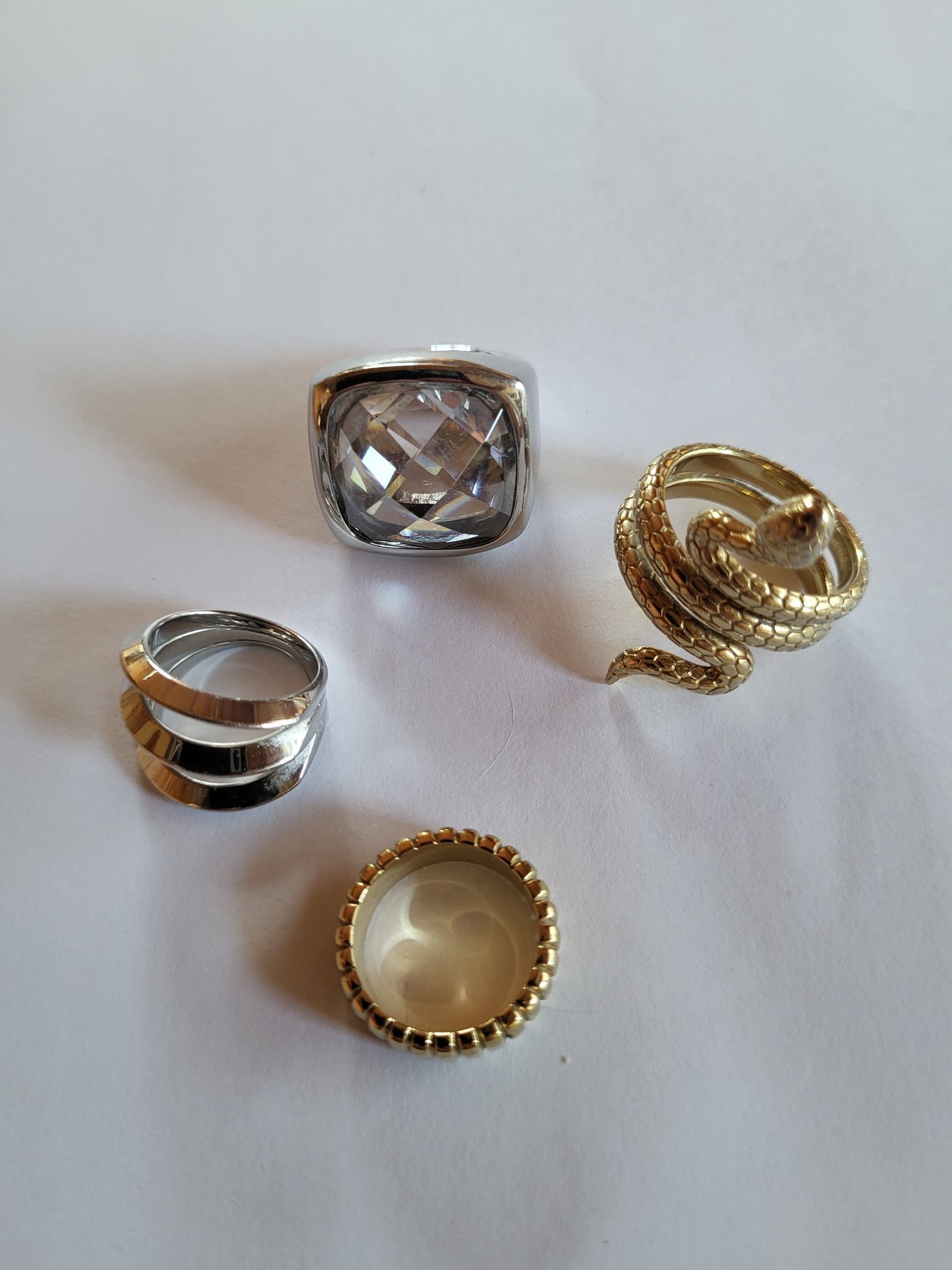 Set med fyra ringar i guld och silver - Edblad | Köp på Tradera (699042618)