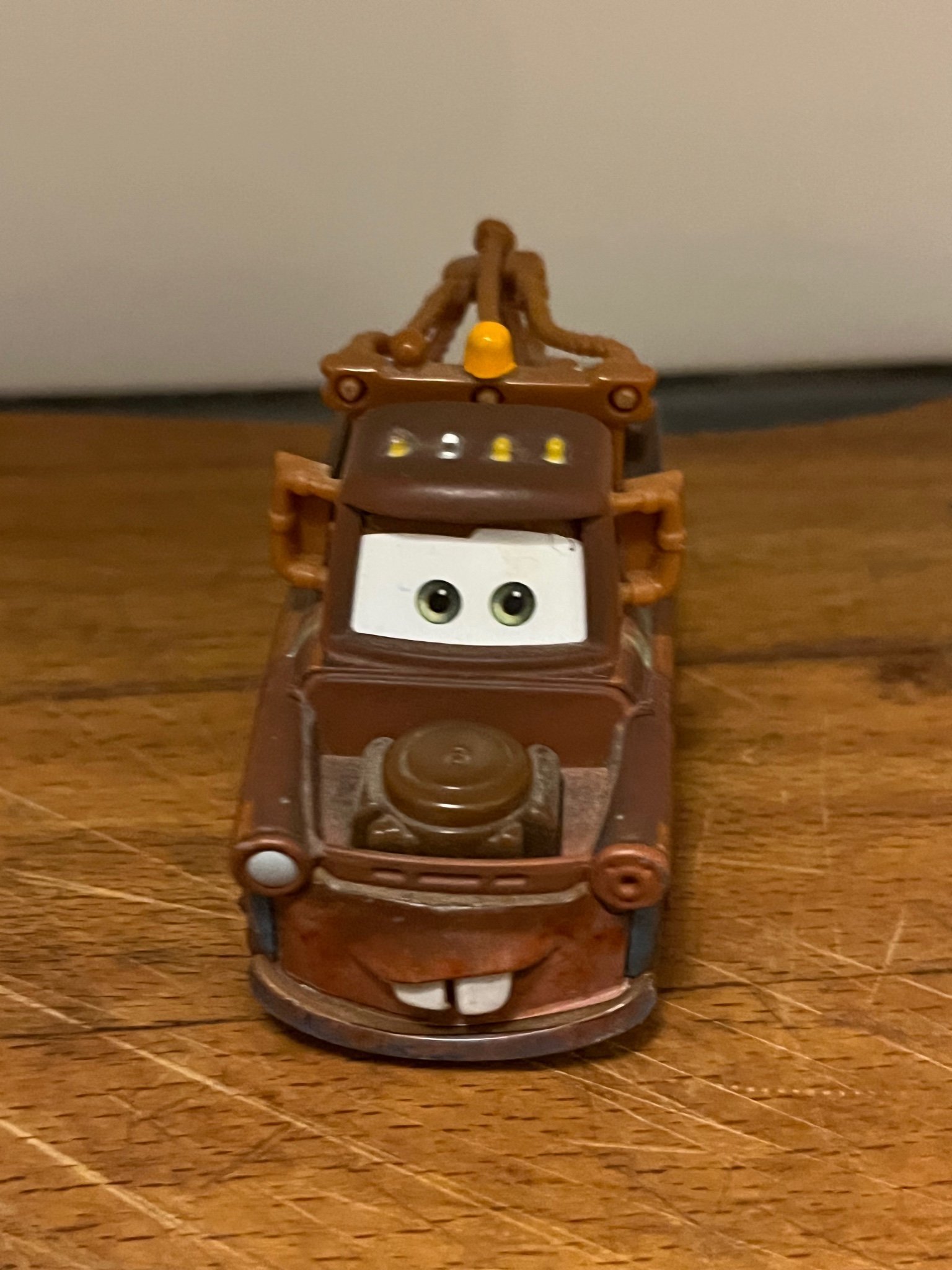 Bärgaren från Blixten mc Queen från Disney/Pixar | Köp på Tradera ...