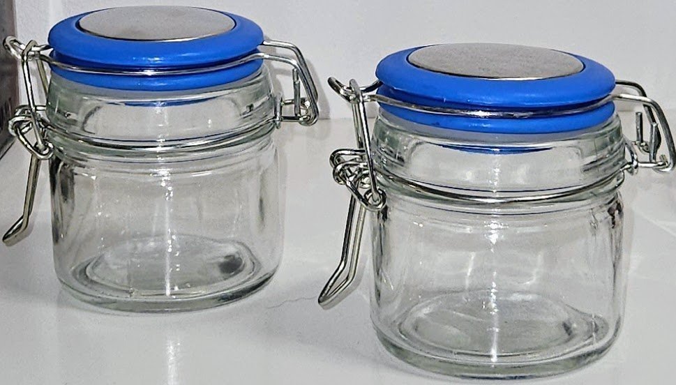 Se produkter som liknar Glasburkar med lock. NYA! på Tradera (637922410)