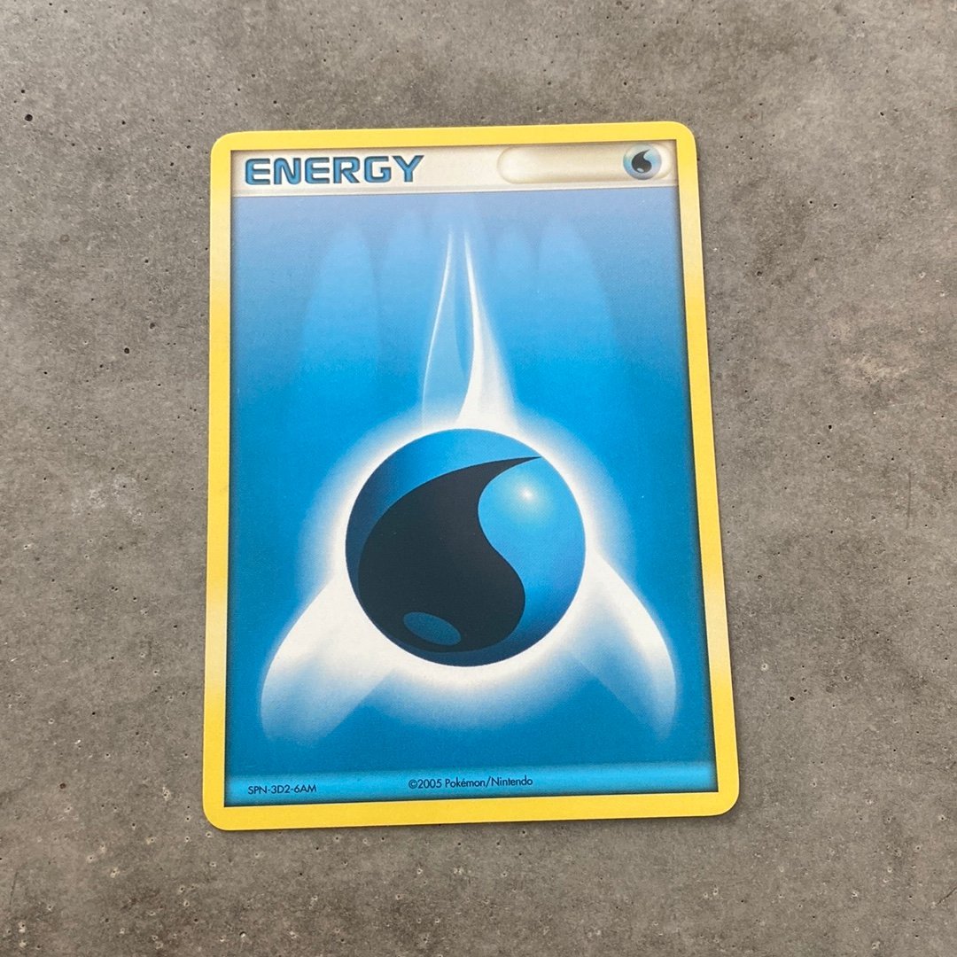 Se produkter som liknar Pokémon - Vatten Energi Kort på Tradera (691753083)