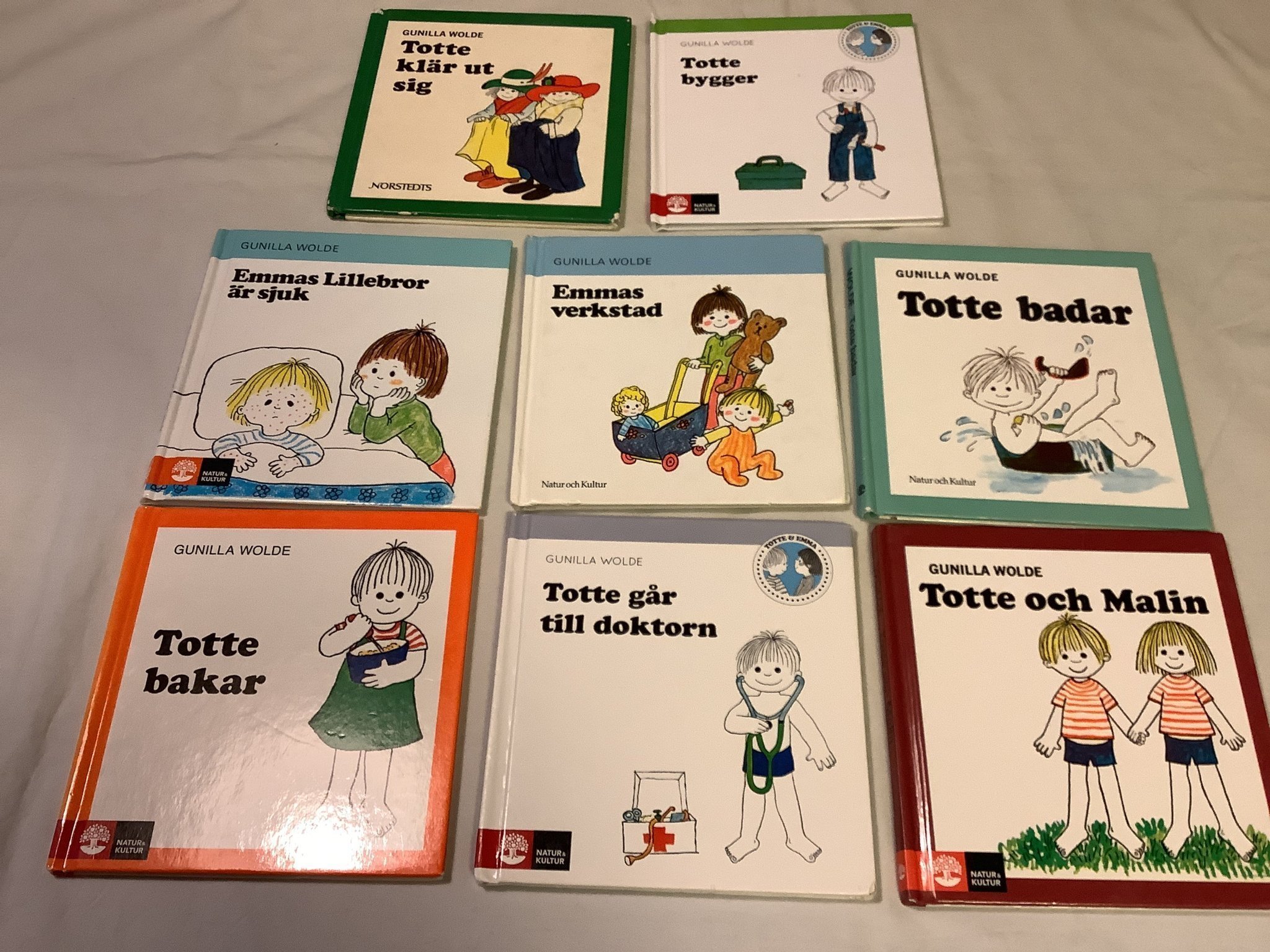 8 x Totte + Emma av Gunilla Wolde | Köp på Tradera (635017877)