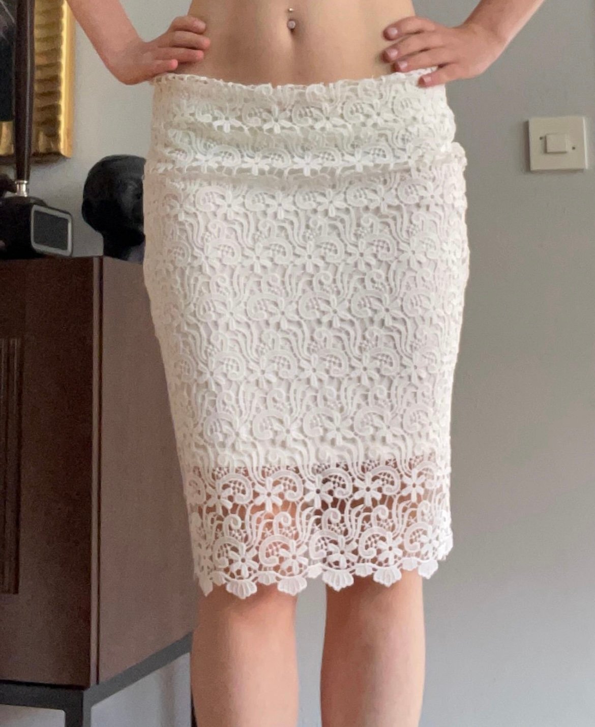Vit kjol i spets . Strl 36. Ny!! | Köp på Tradera (673762119)