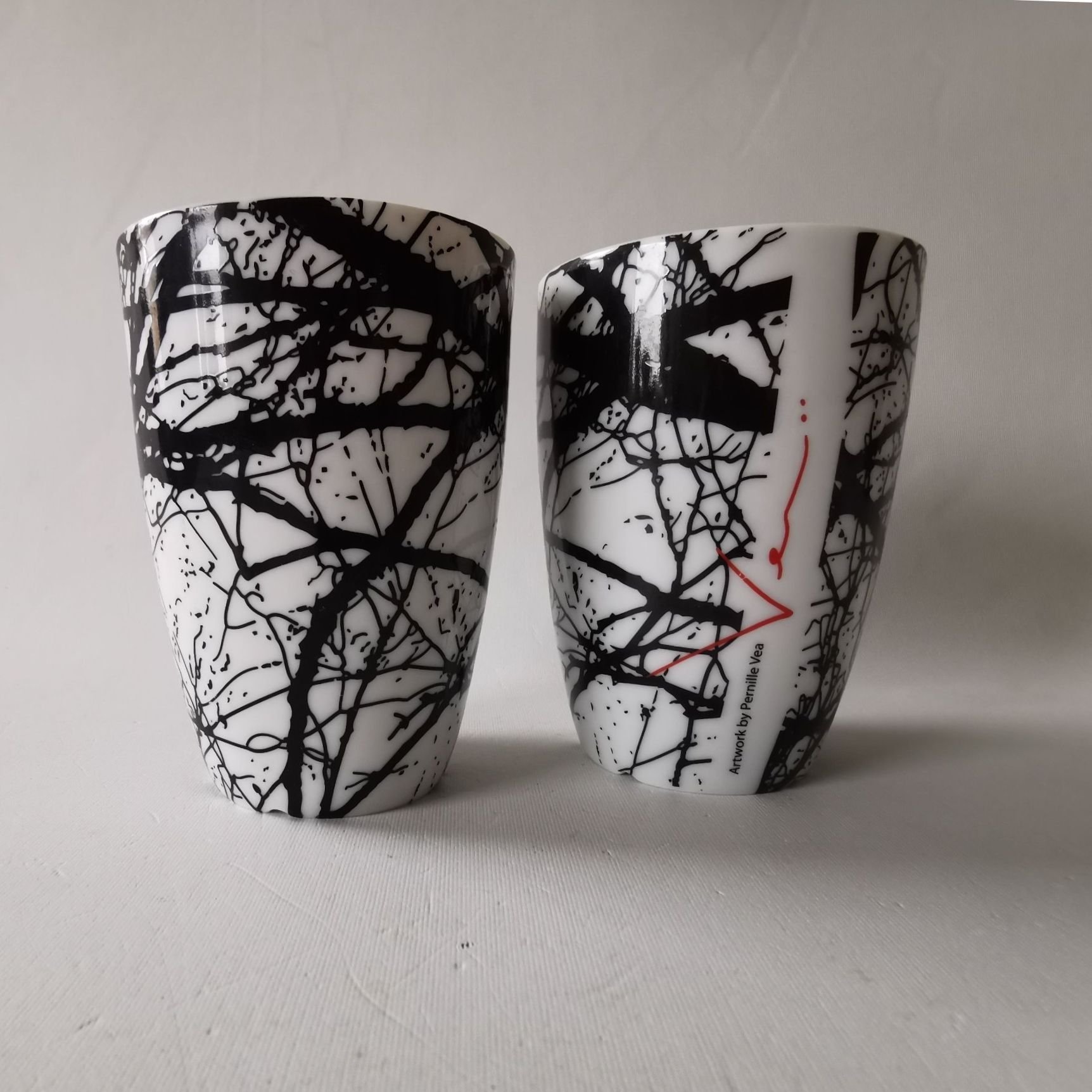 Se produkter som liknar 2 st Muggar, design Pernille .. på Tradera ...