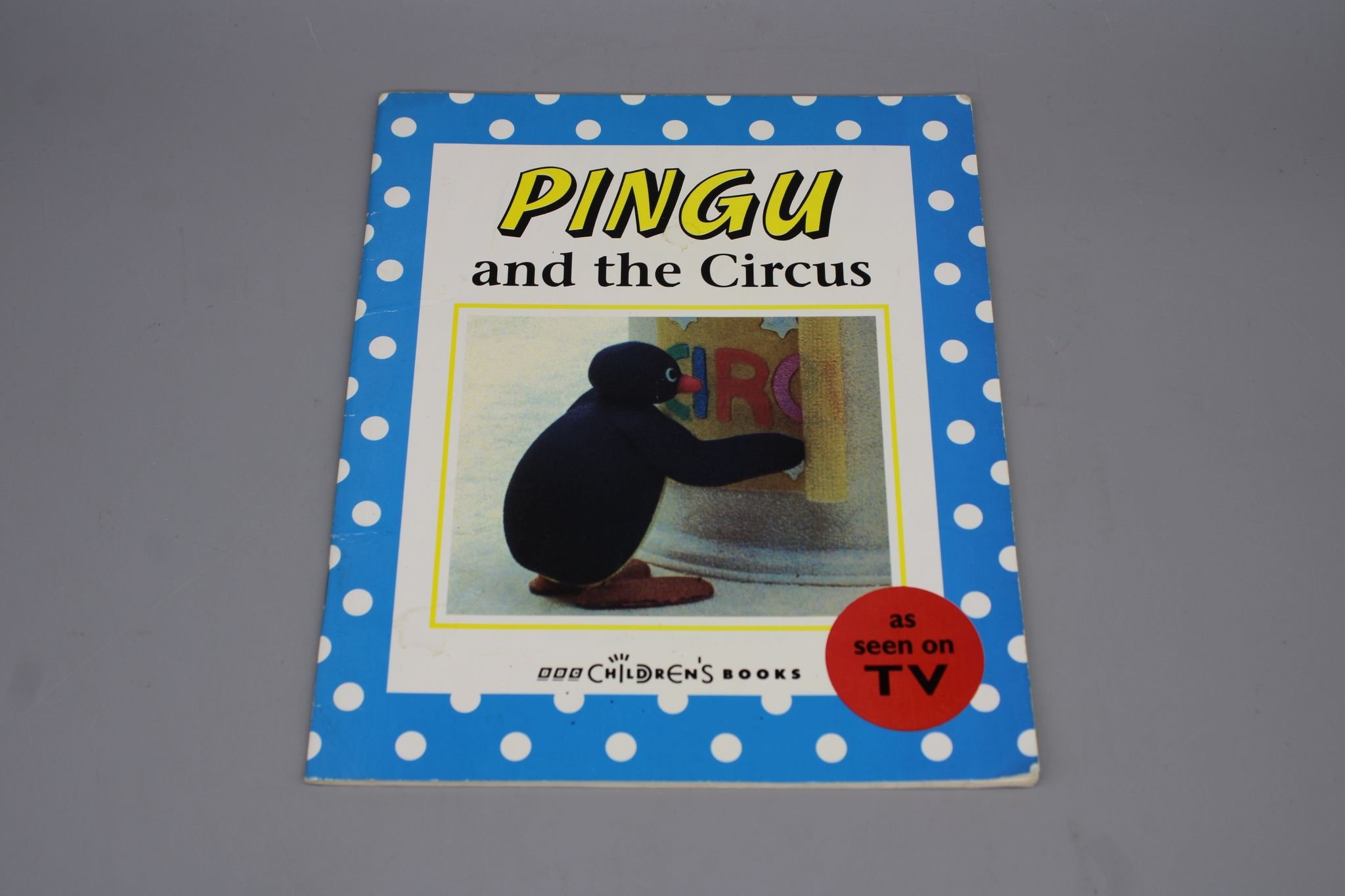 Pingu and the circus , 1995 | Köp från RetroUniverse på Tradera (658275173)