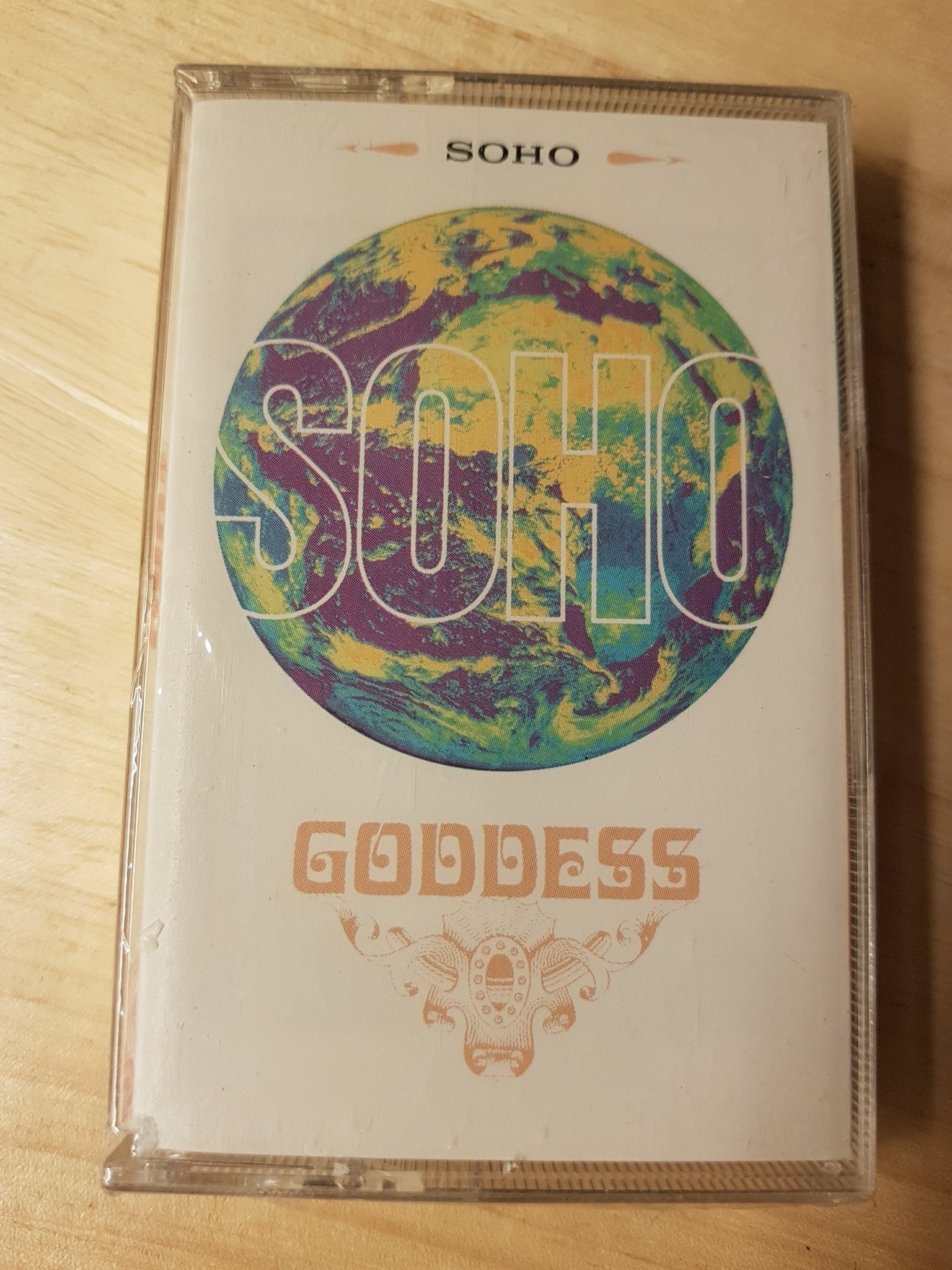 Se produkter som liknar Soho – Goddess (1990) Hip Hop.. på Tradera ...
